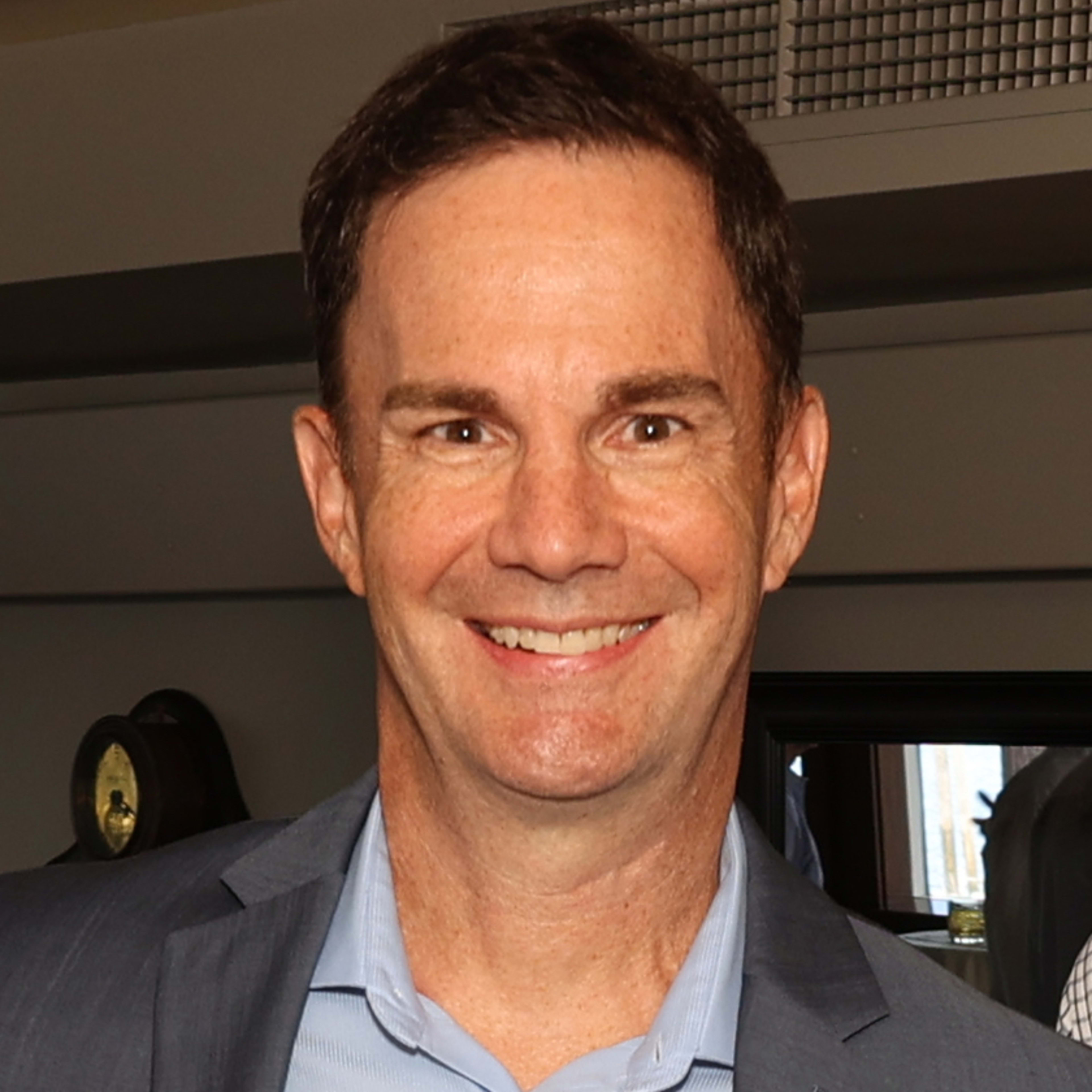 How to Do a Leg Extension, a Move for Strong Quads - Men's Journal