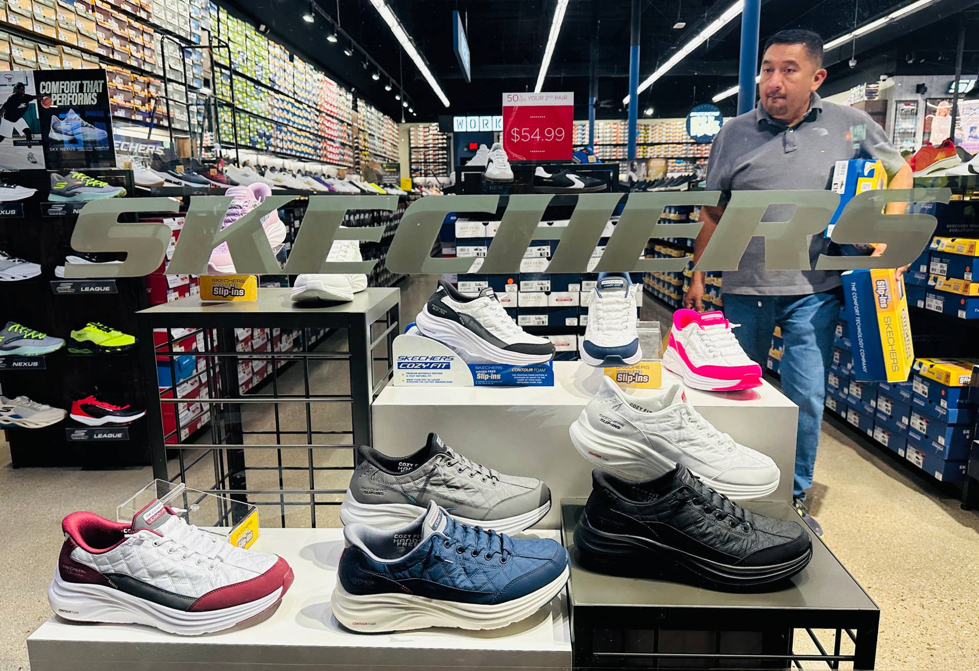 Nike Apologizes for Controversial Ad - Men's Journal