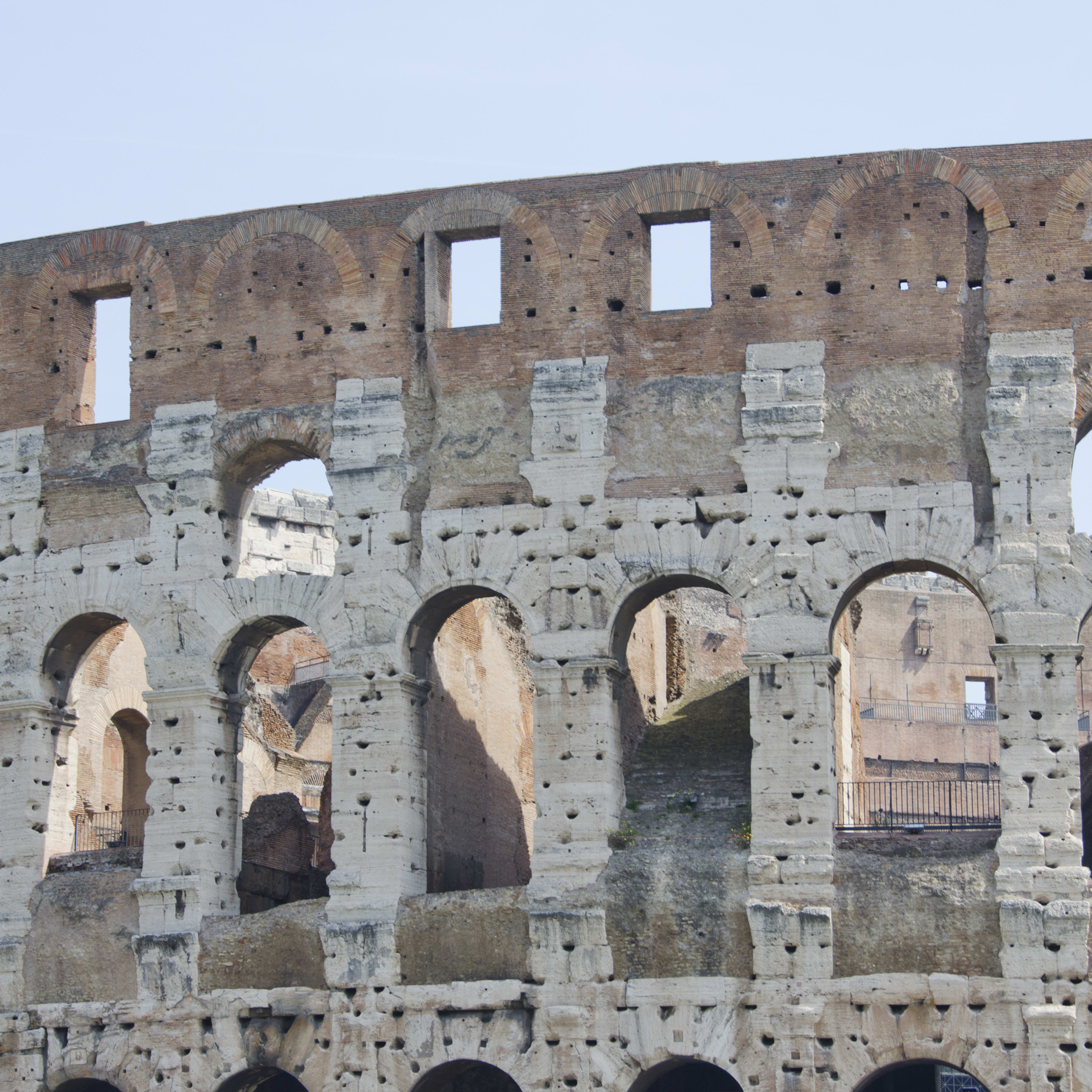Archaeologists Solve Centuries-Old Mystery Behind Dual Shipwrecks - Men ...
