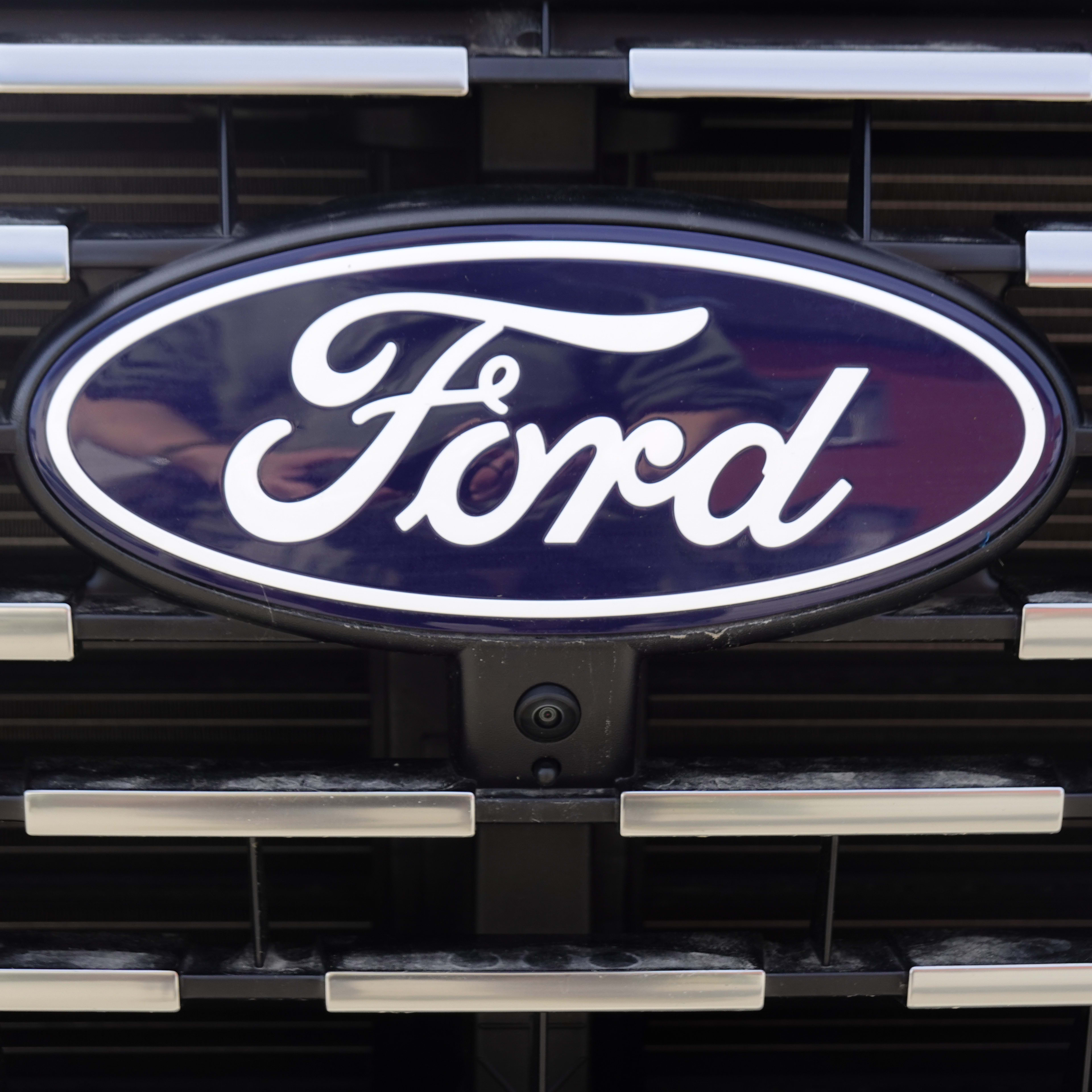 Ford Recalls 850,000 Vehicles but Doesn’t Yet Have a Fix - Men's Journal