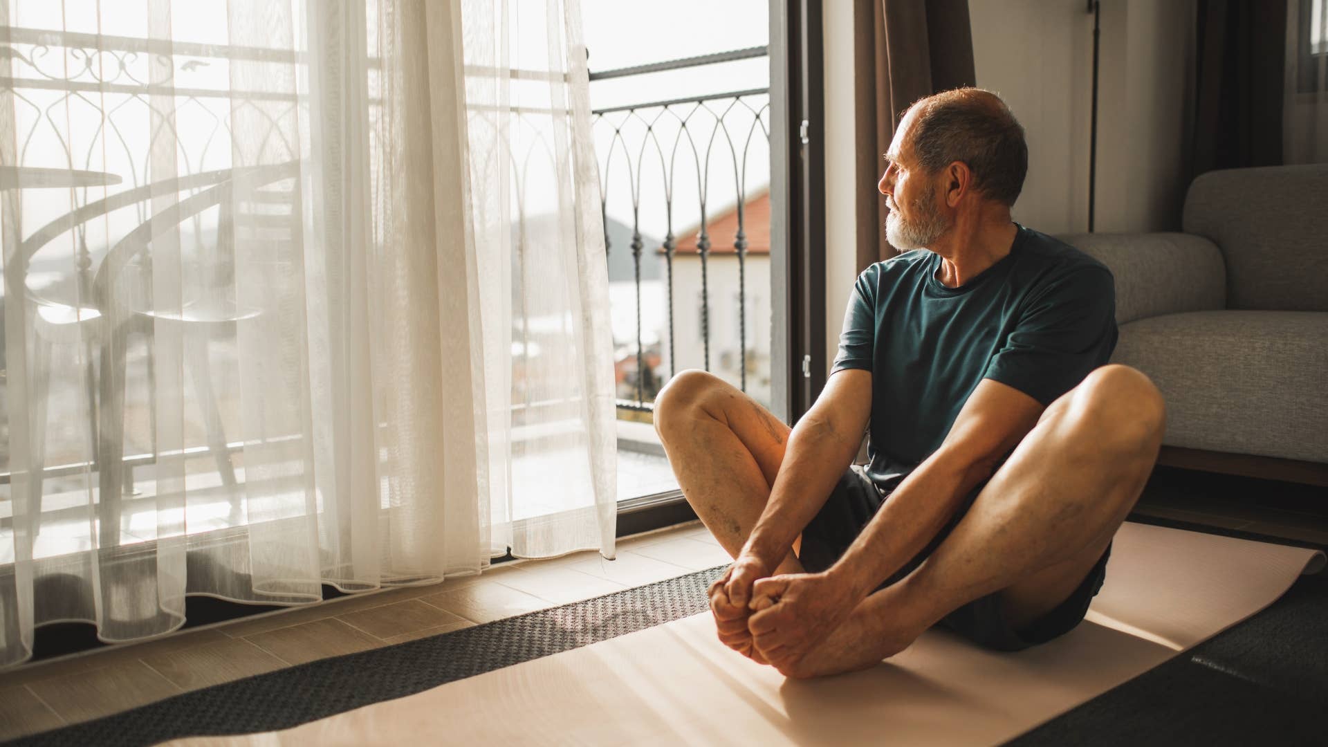 7 Mobility Exercises to Lift Better and Move Smarter - Men's Journal
