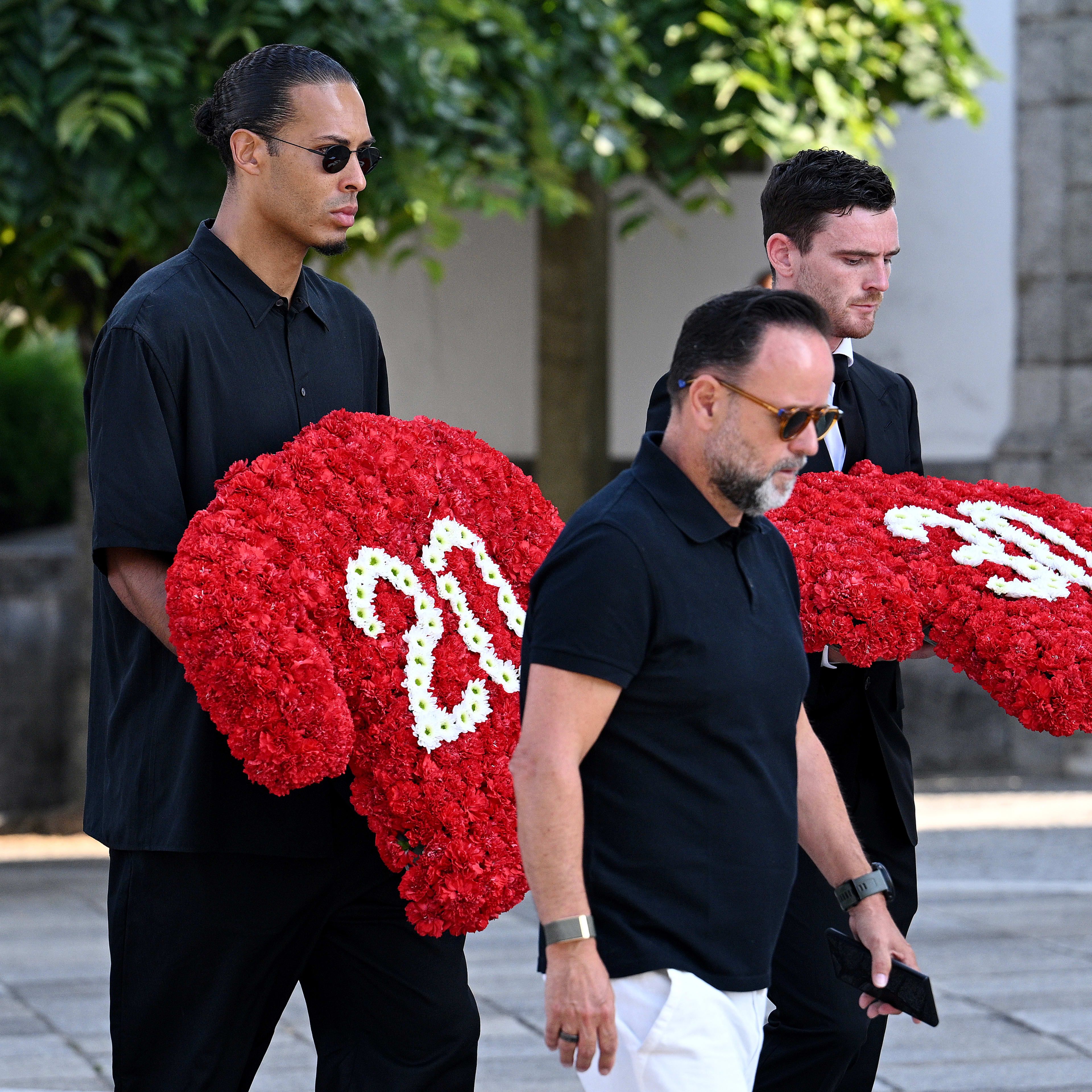 Photos Show Diogo Jota's Wife Rute Cardoso With His Coffin at Funeral ...