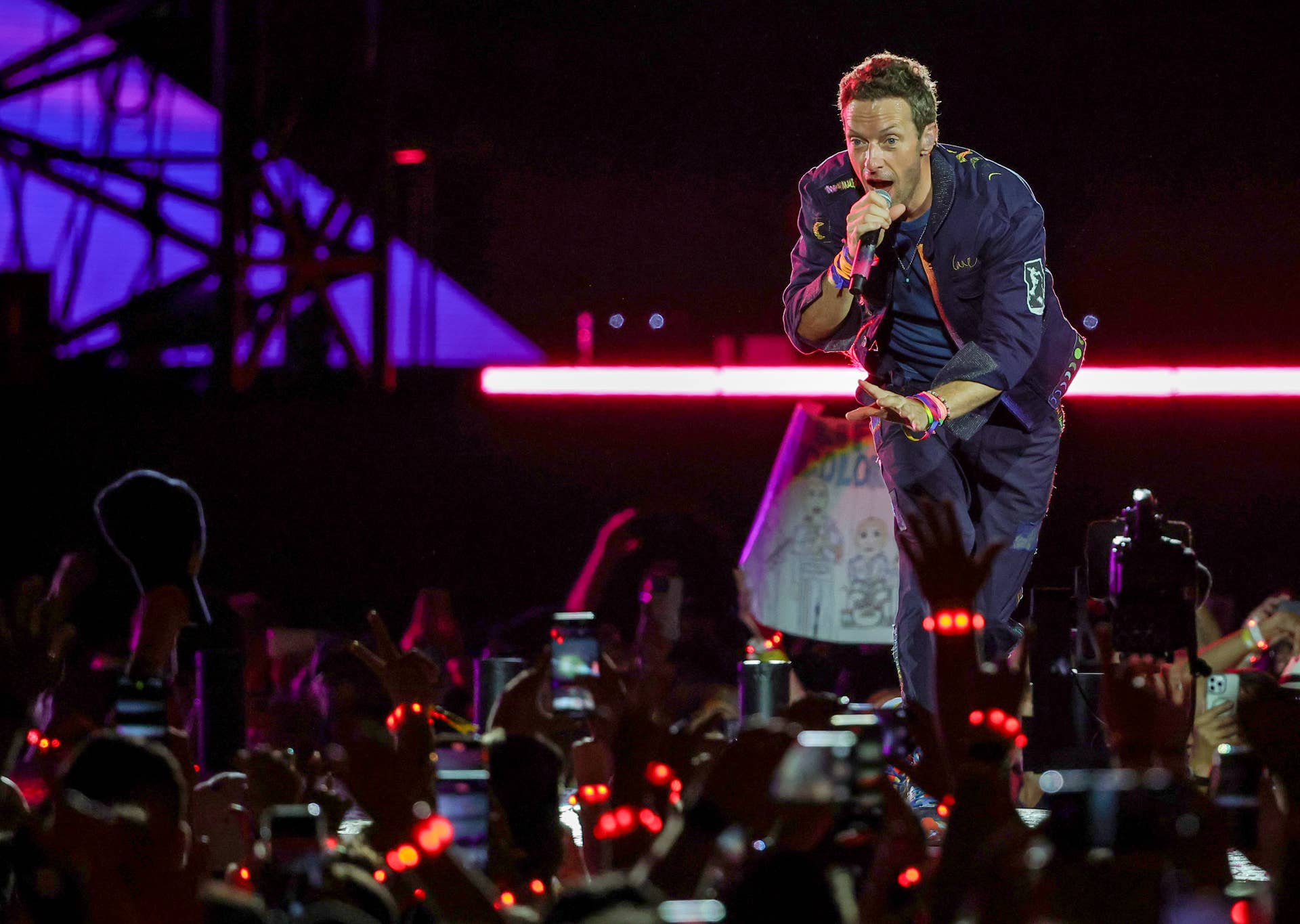 Andy Byron, Kristin Cabot 'Coldplay Scandal' Sparked False Reports ...