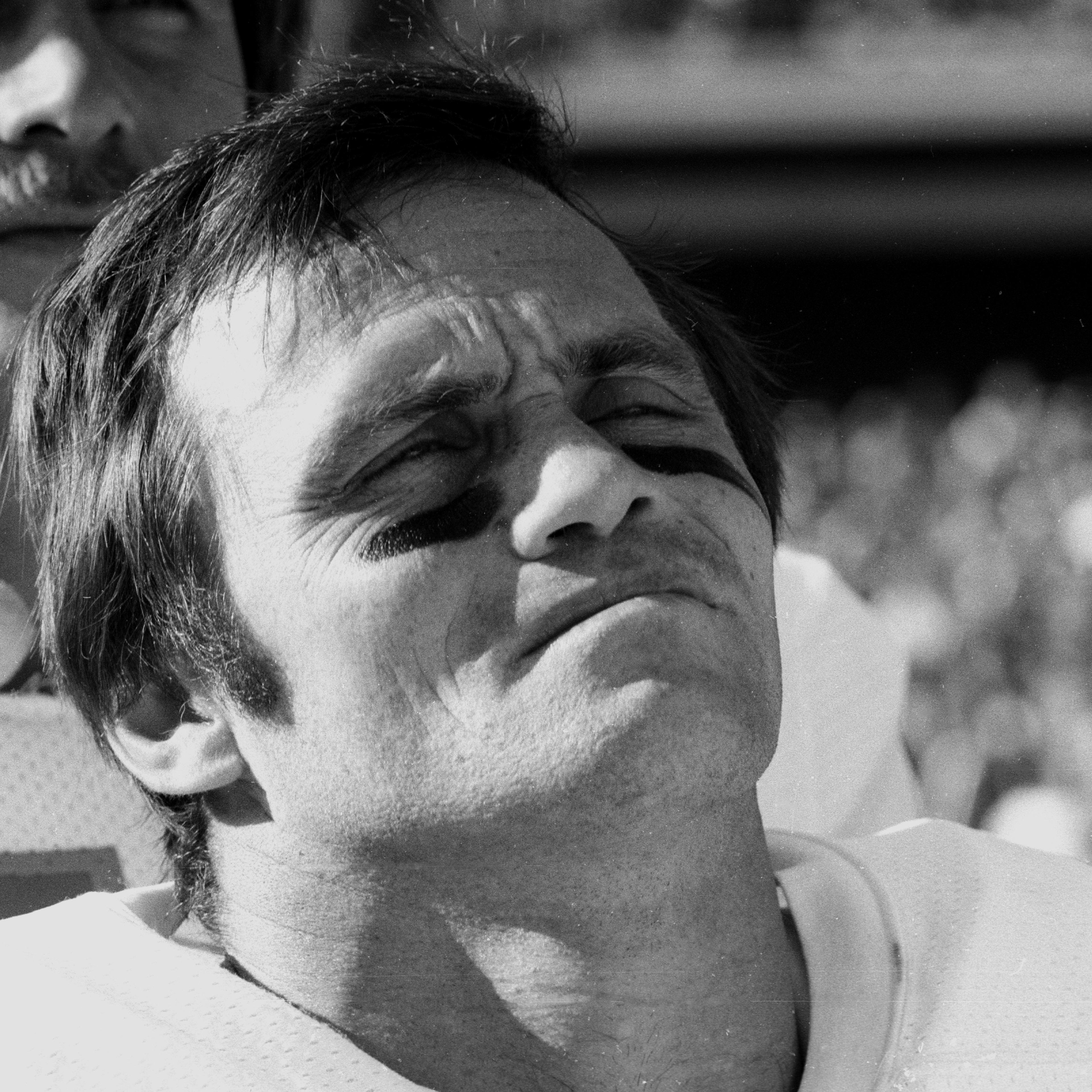 Bill Demory, Ex-NFL Quarterback and Jets Player, Dead at 74 - Men's Journal