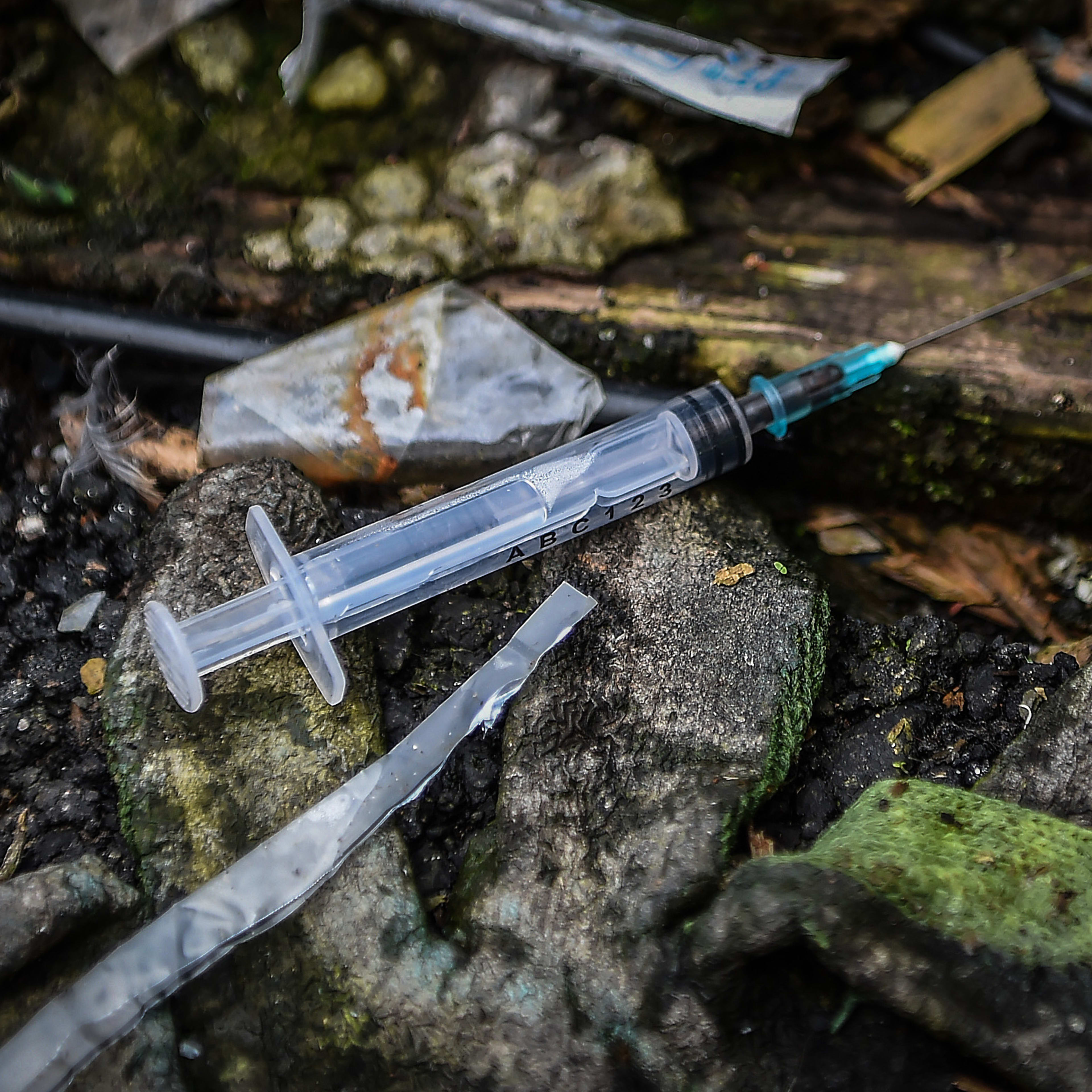 Ohio Teenage, 16, Hailed a Hero After Saving Family From House Fire ...