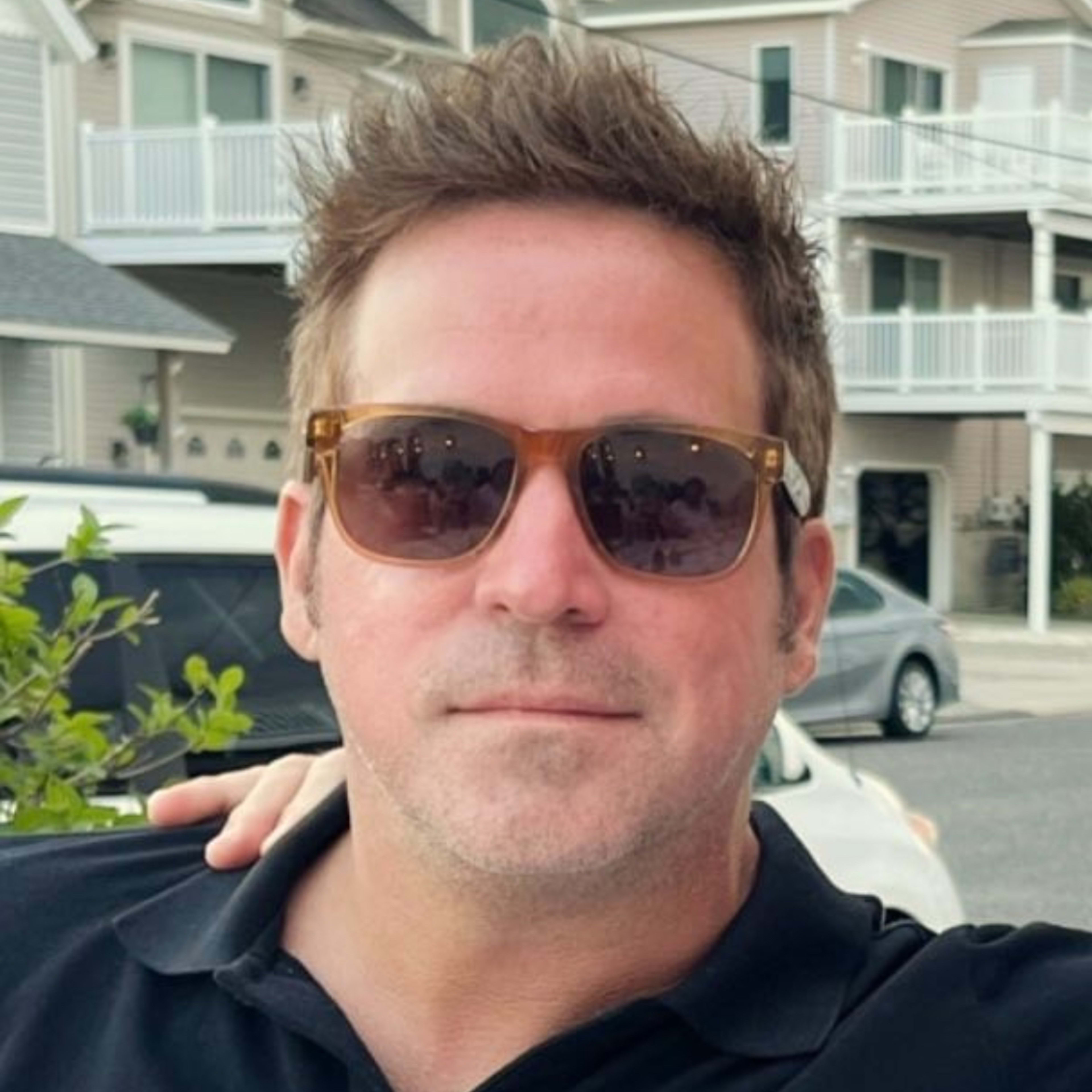 Gary Oldman Describes Being Knighted by King Charles With 1 Word - Men's Journal