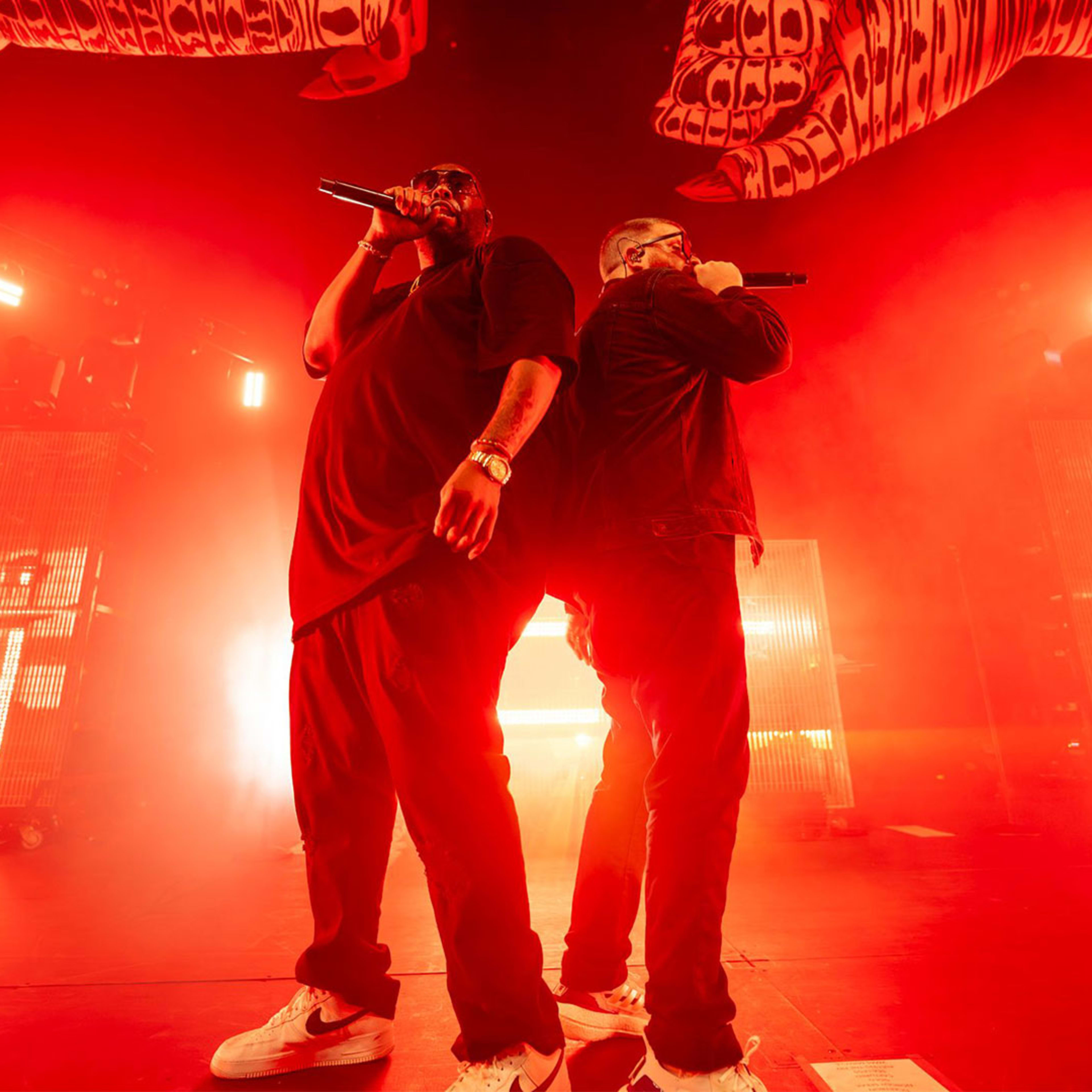 Walmart Is Selling Samsung's $1,499 Frame Smart TV for $870 - Men's Journal