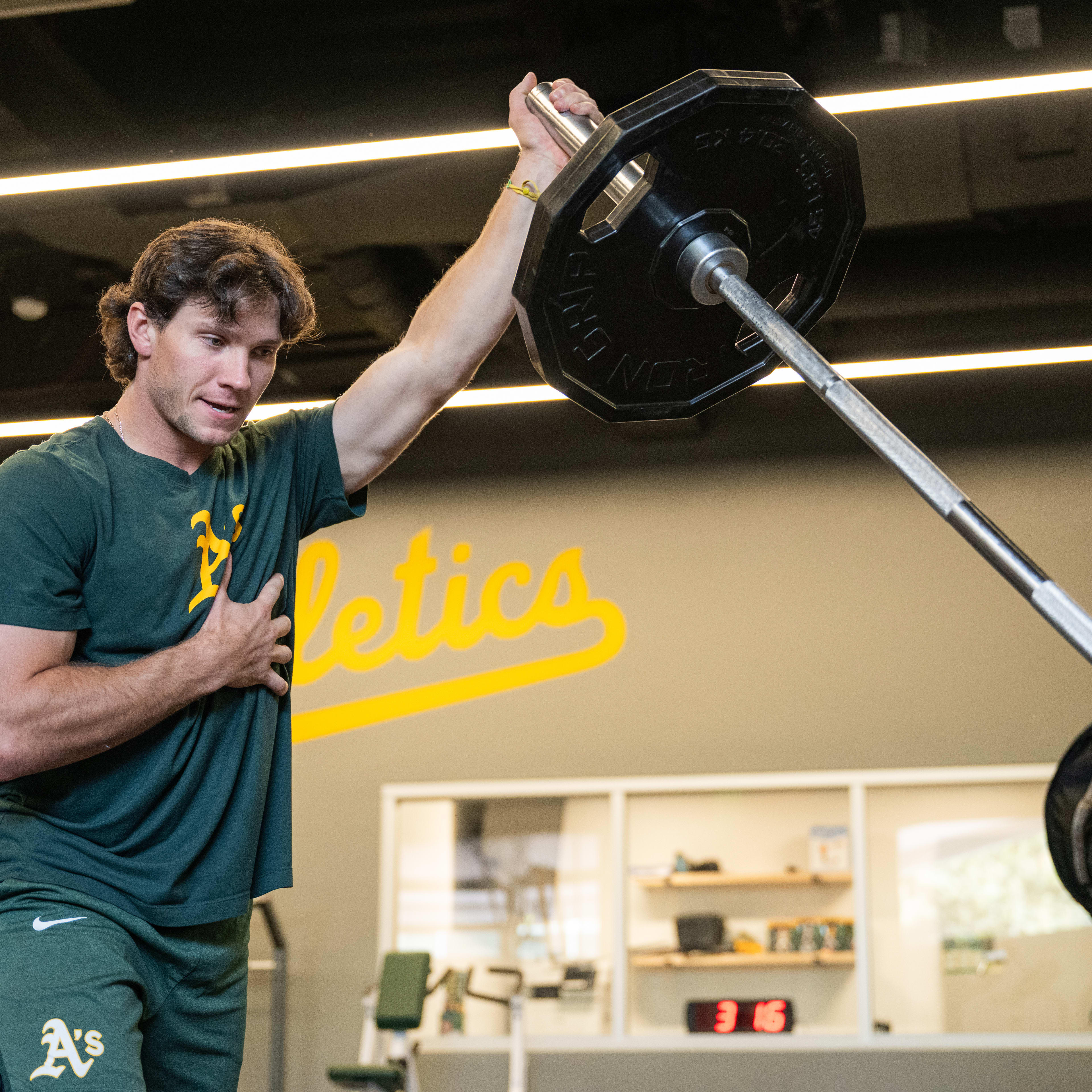 David Allsop: Southwest Pilot's Lawyer Fires Back at Claim He Was Drunk in Viral Video - Men's ...