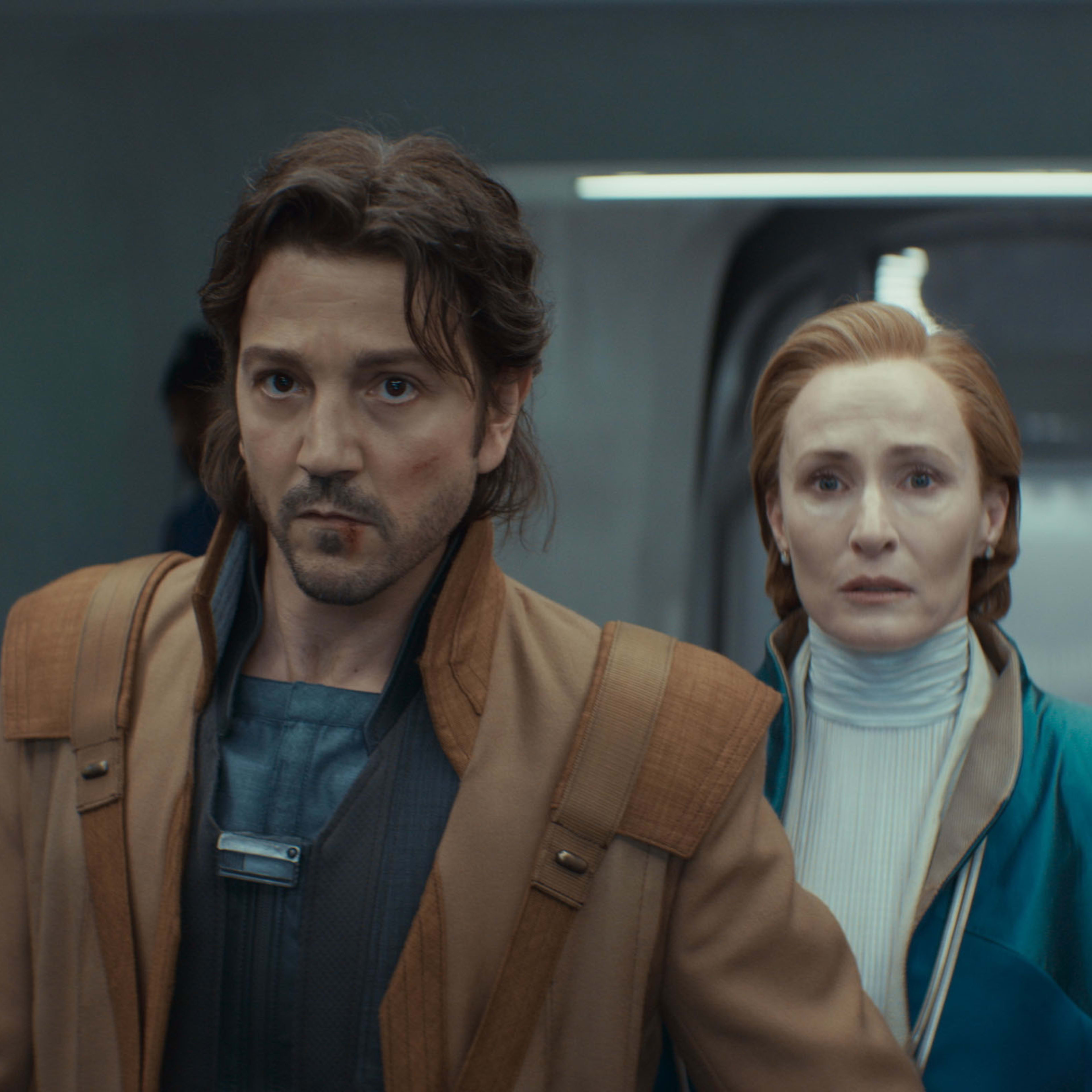 Austin Butler's '90s Crime Flick 'Caught Stealing' Opens With a ...