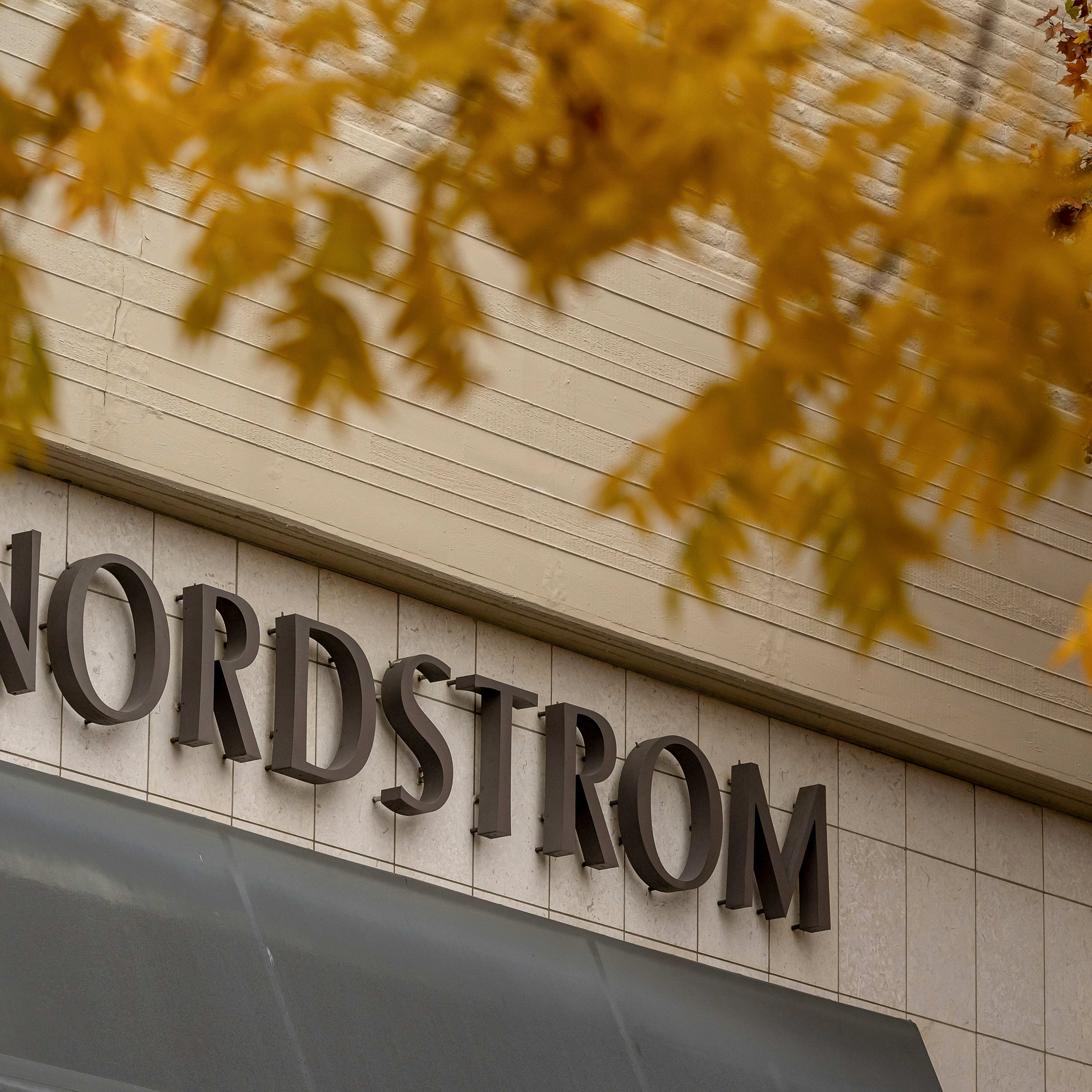 ‘Growing Pains’ Star Jeremy Miller Reveals How His TV Dad Alan Thicke ...