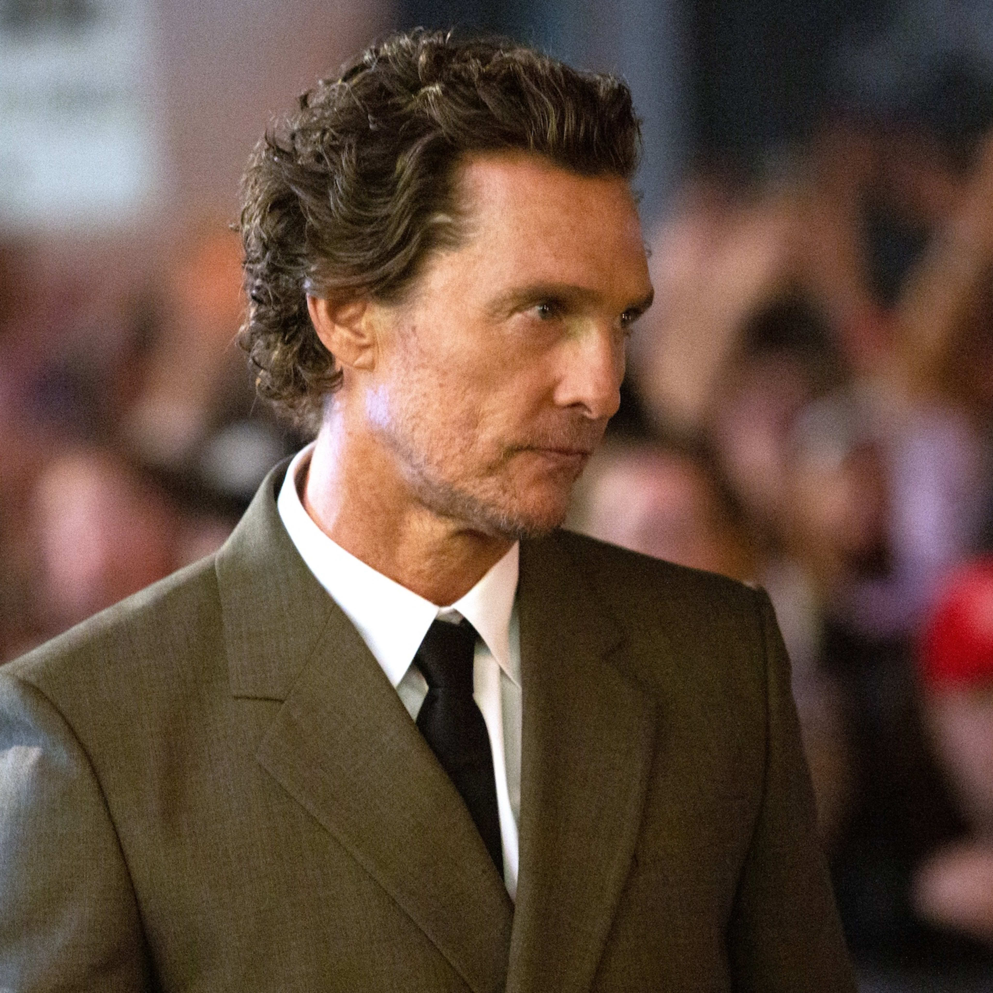 Comedian Hank Azaria Shares Incredible Personal News - Men's Journal