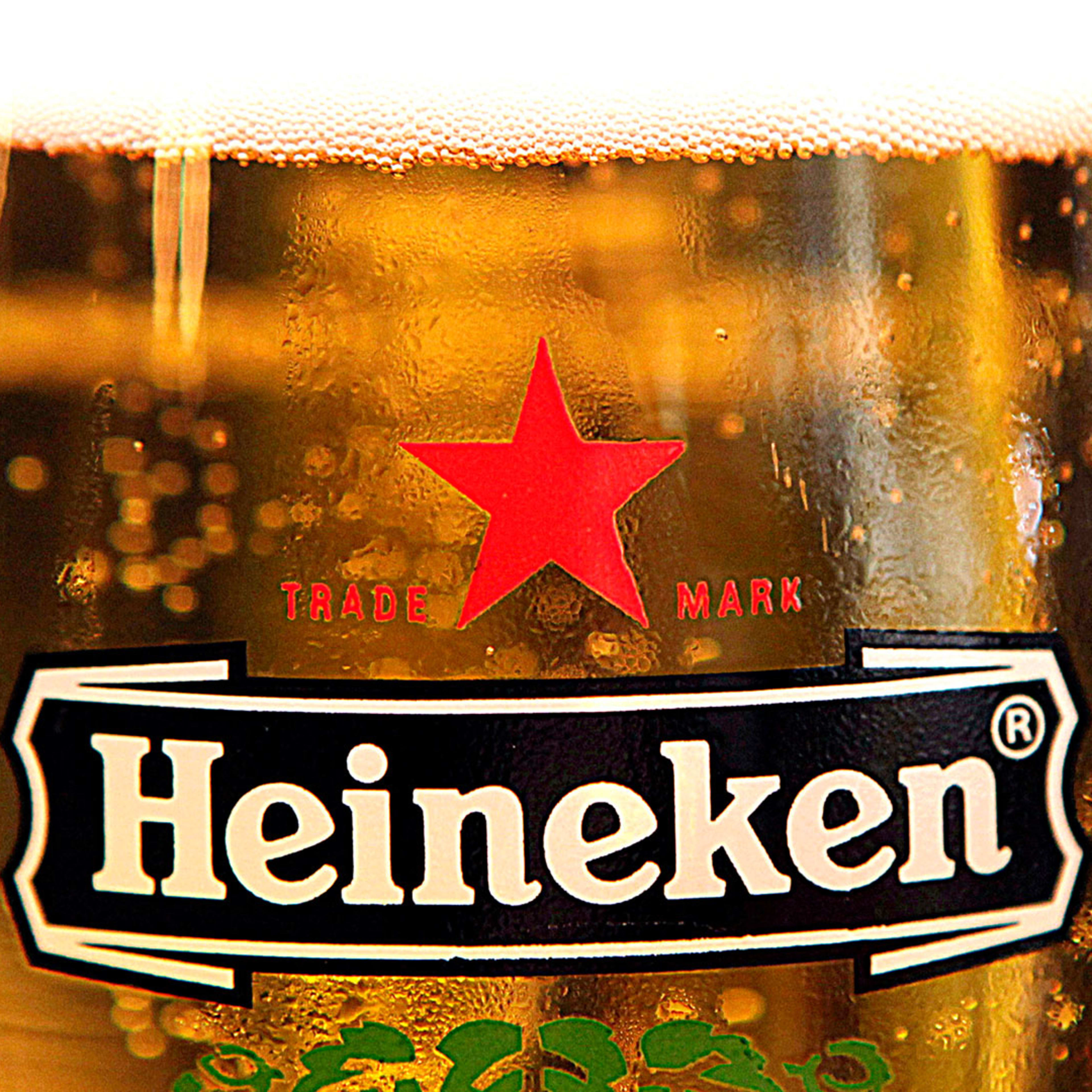 ‘Chad Powers’ Trailer Unveils Eli Manning’s Cameo & Glen Powell’s Shocking Voice Change - Men's ...