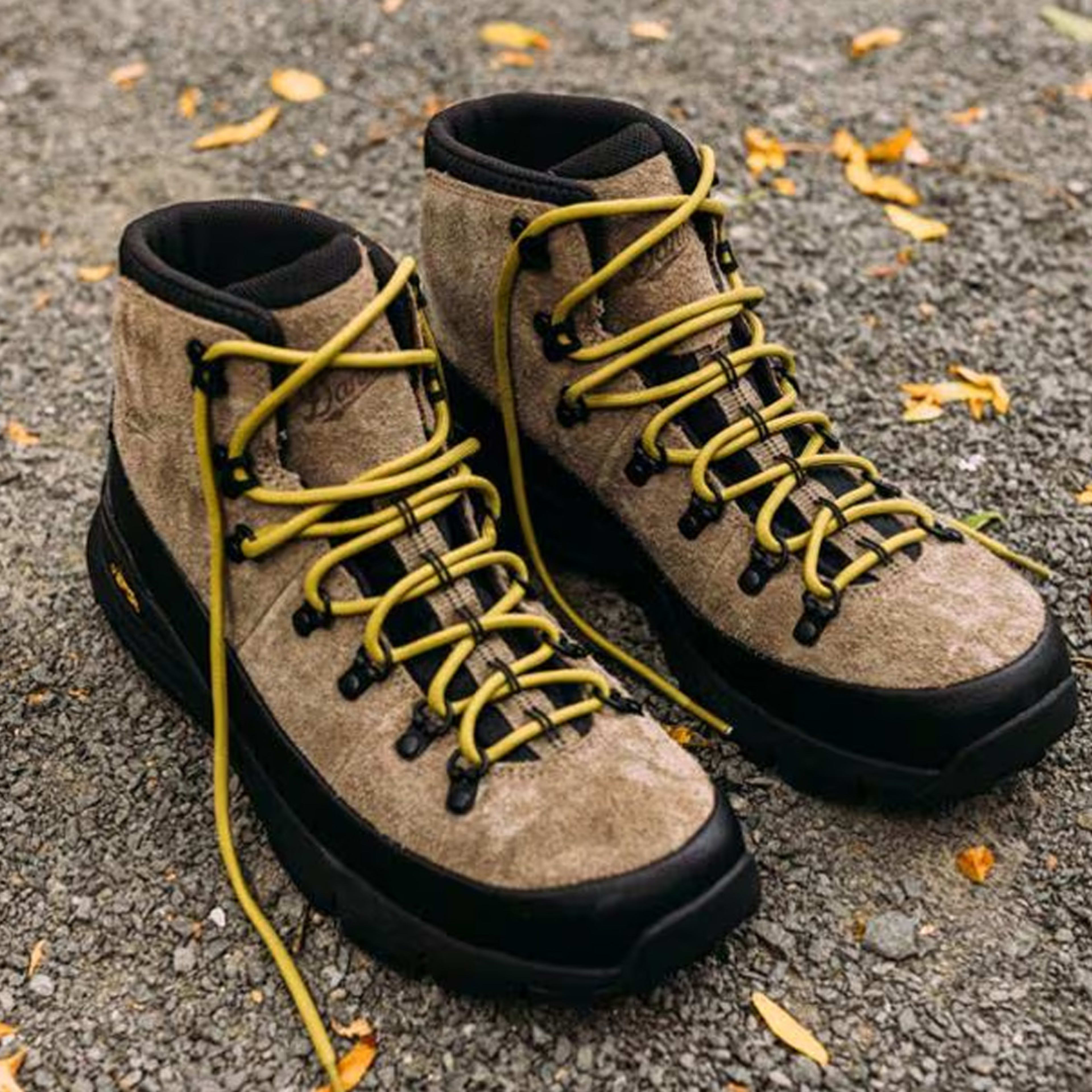 Snack Fans Cannot Get Enough of This Crispy and Spicy Bite - Men's Journal