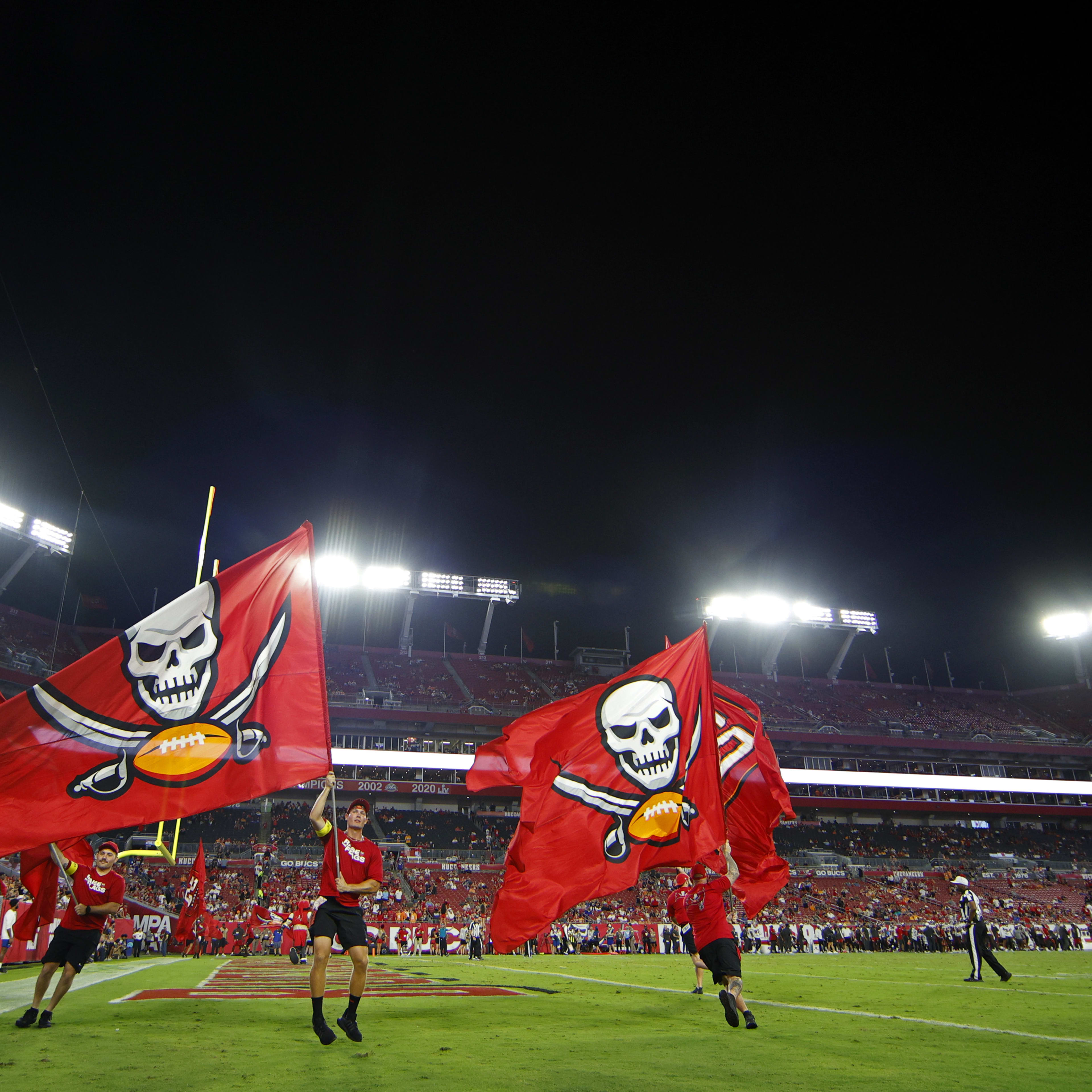 Hallmark Stars Flood Colleague With Support After Wife's Death - Men's ...