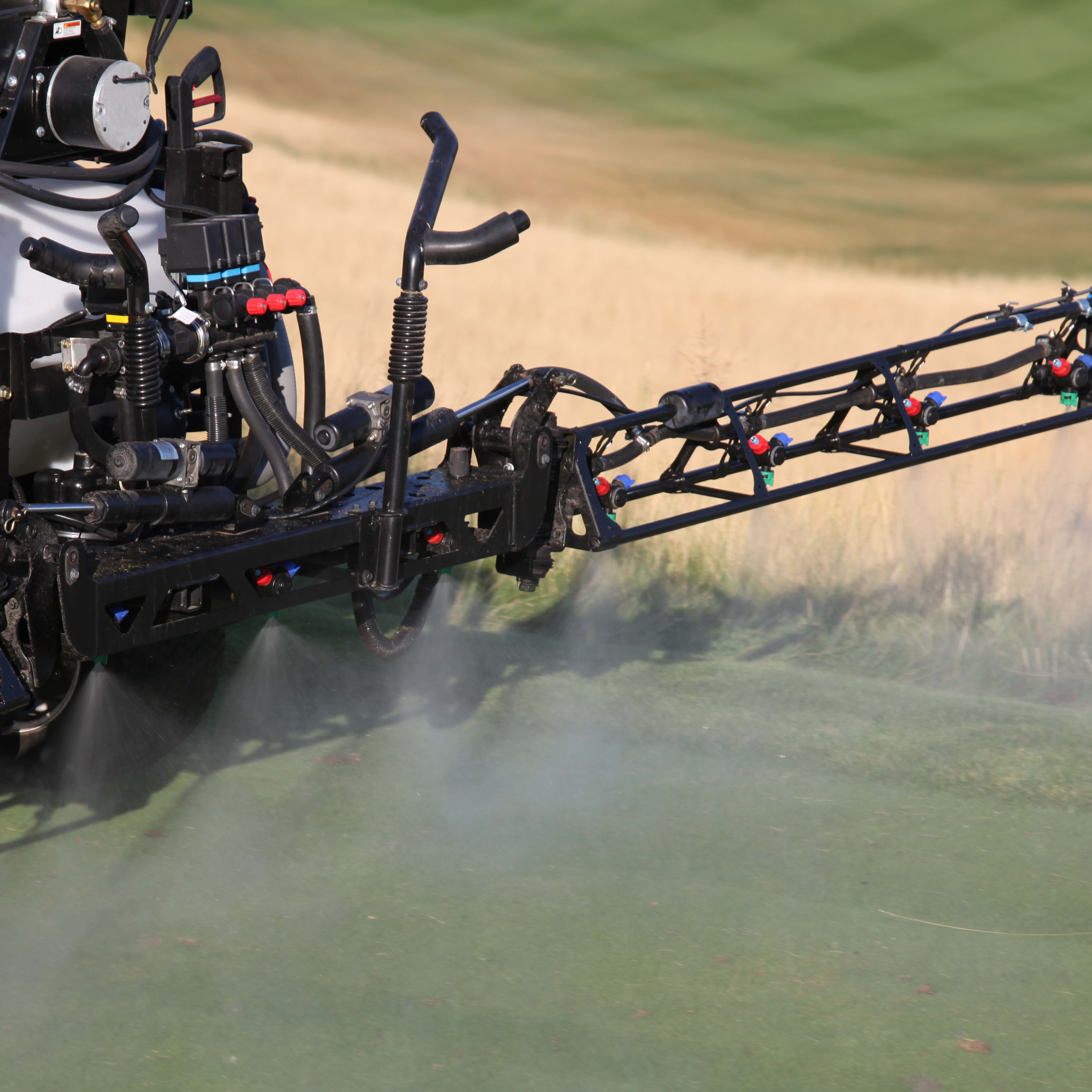 Bobby Flay Expands His Restaurant Empire with 65 New Locations - Men's ...