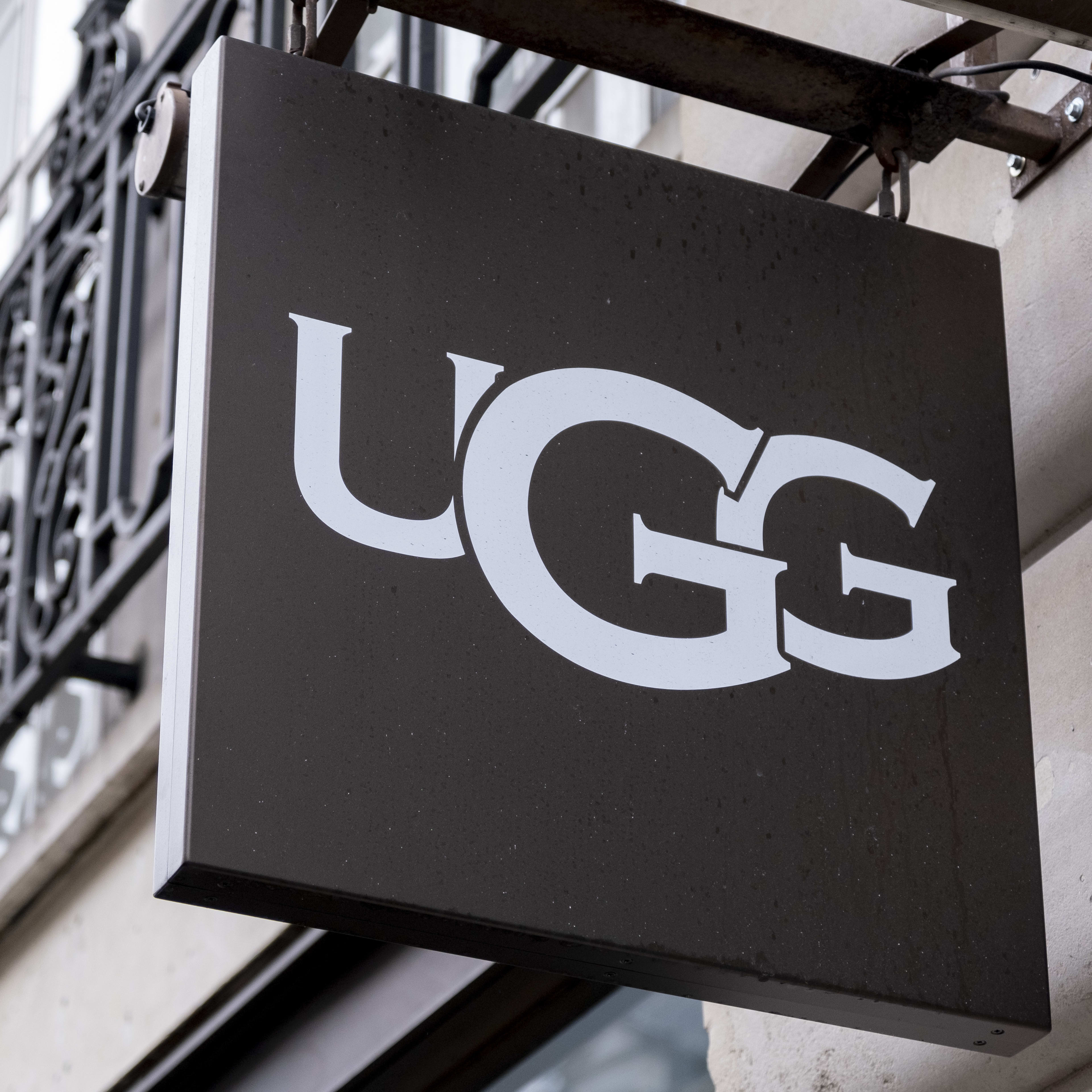 These Top-Rated Ugg Slippers Are Over 40% Off at Nordstrom - Men's Journal