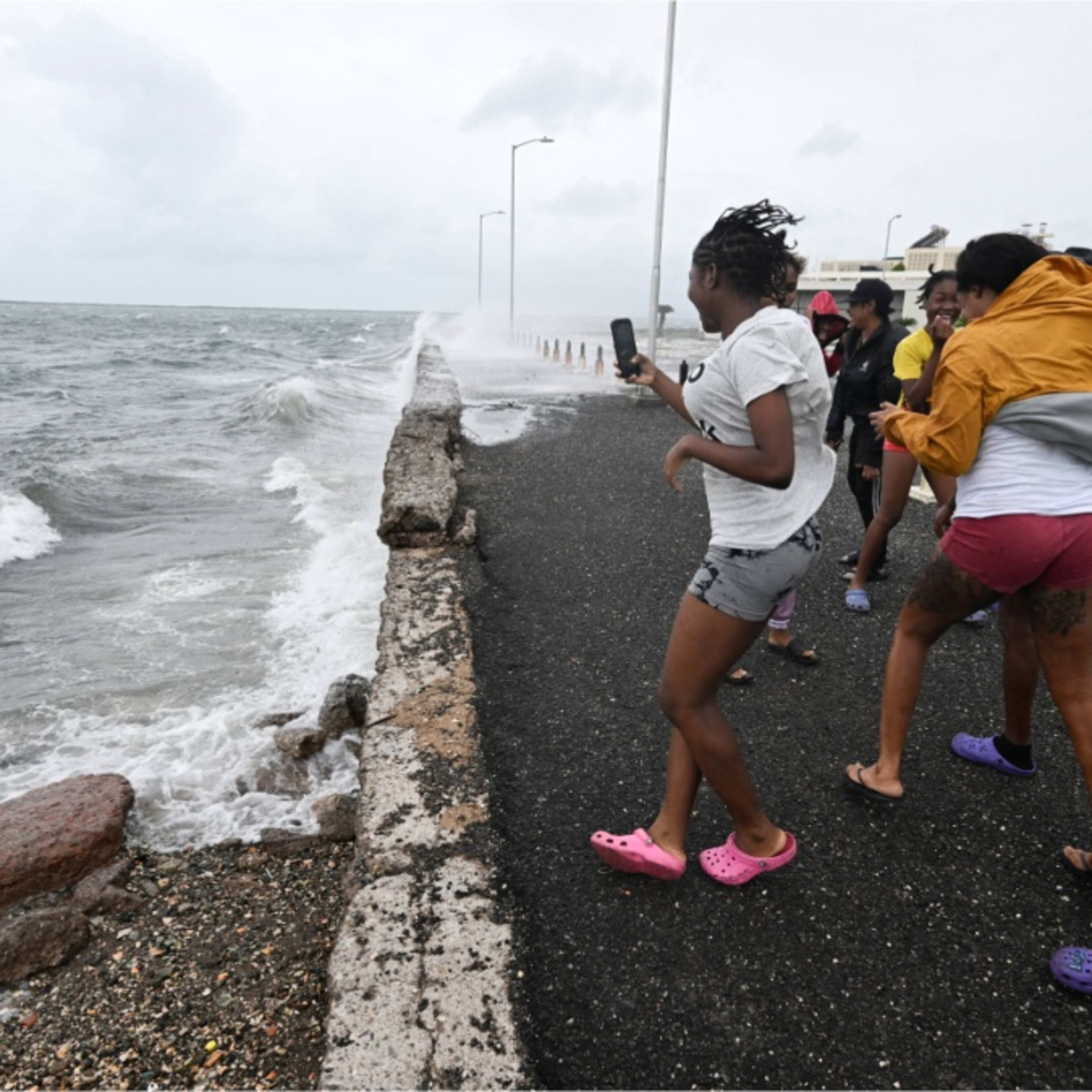 Sterilite's Storage Totes Are Under $20 Apiece at Walmart - Men's Journal