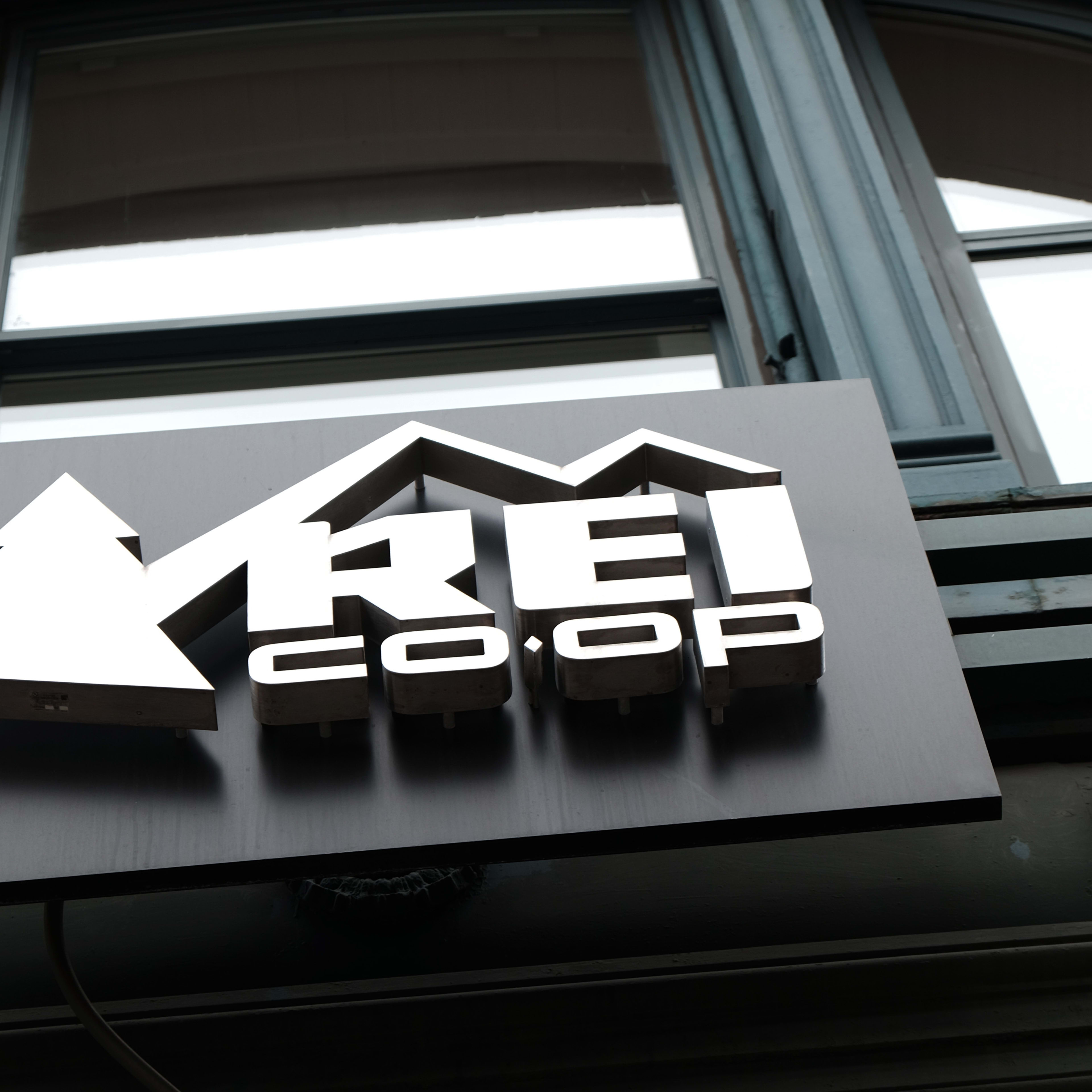 Max, Formerly Known as HBO Max, Changed Its Logo - Men's Journal