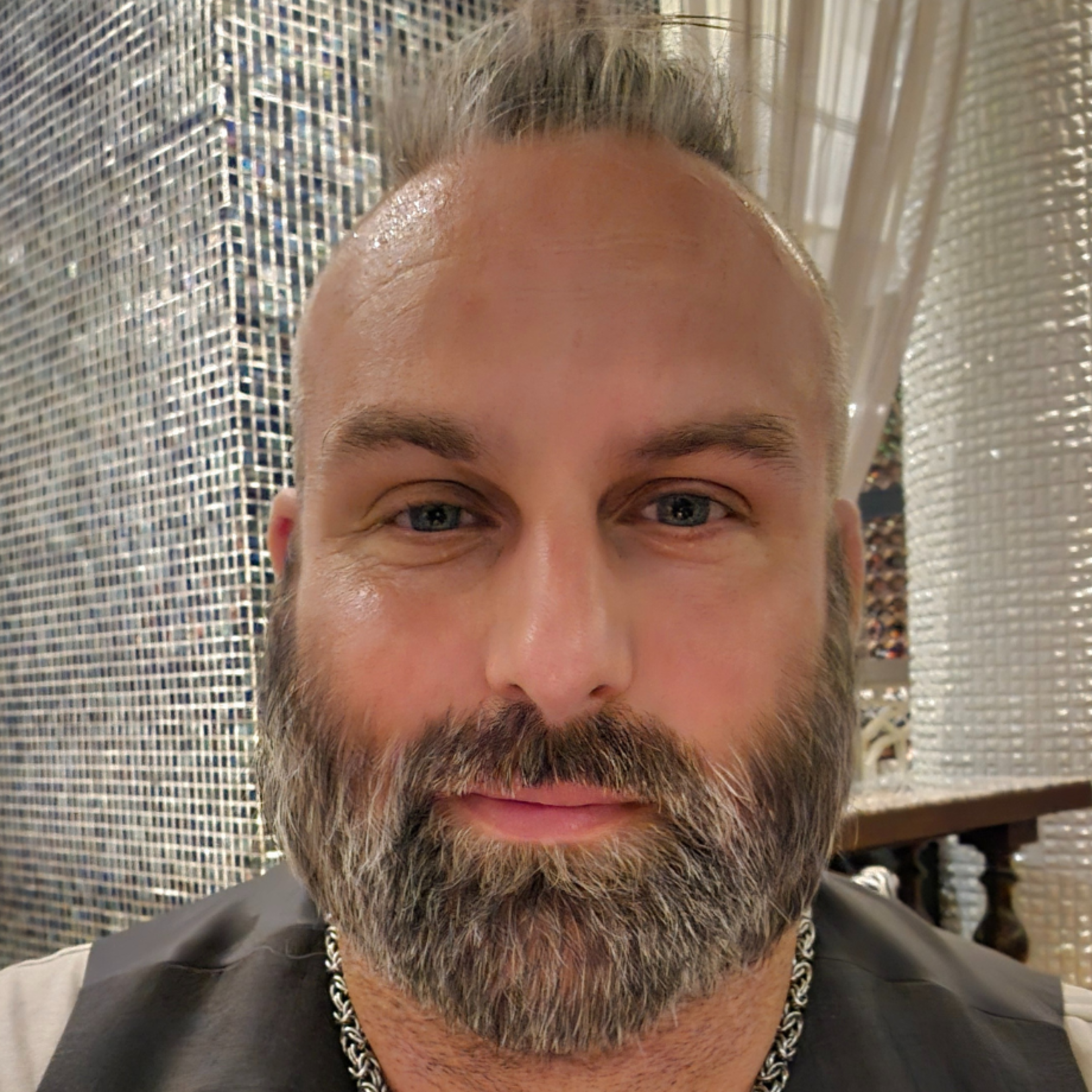 How to Use a Honing Rod to Keep Kitchen Knives Sharp - Men's Journal