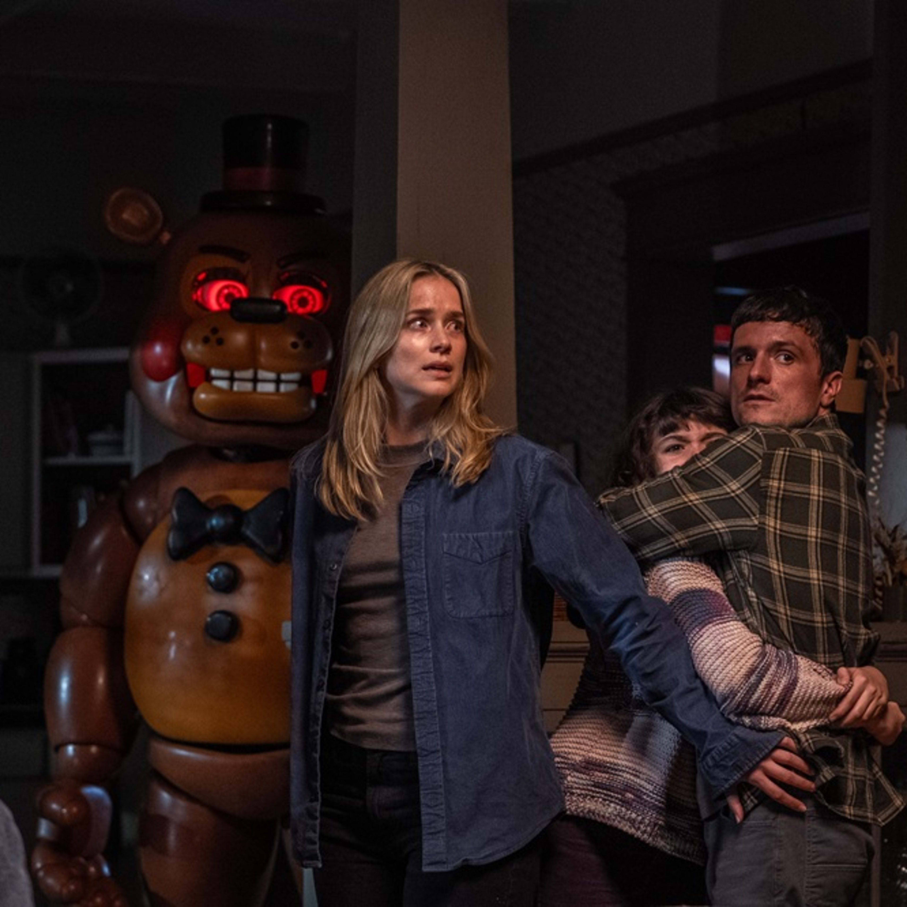 The 2026 Jeep Recon Is Rubicon-Ready Off-Road Fun, Electrified - Men's ...