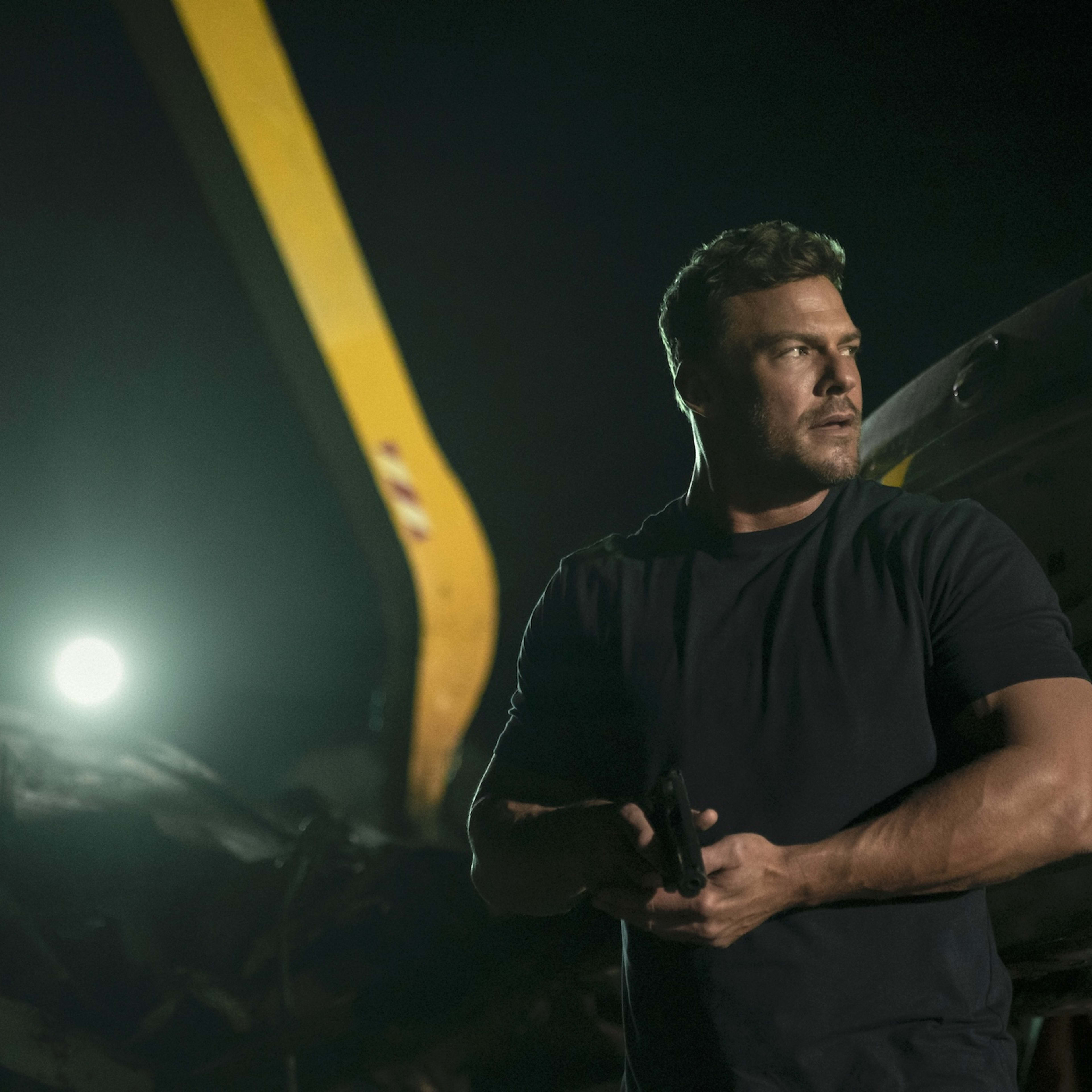 Rapper, Podcast Host 4xtra Suffers Hand Injury From Fireworks Accident ...