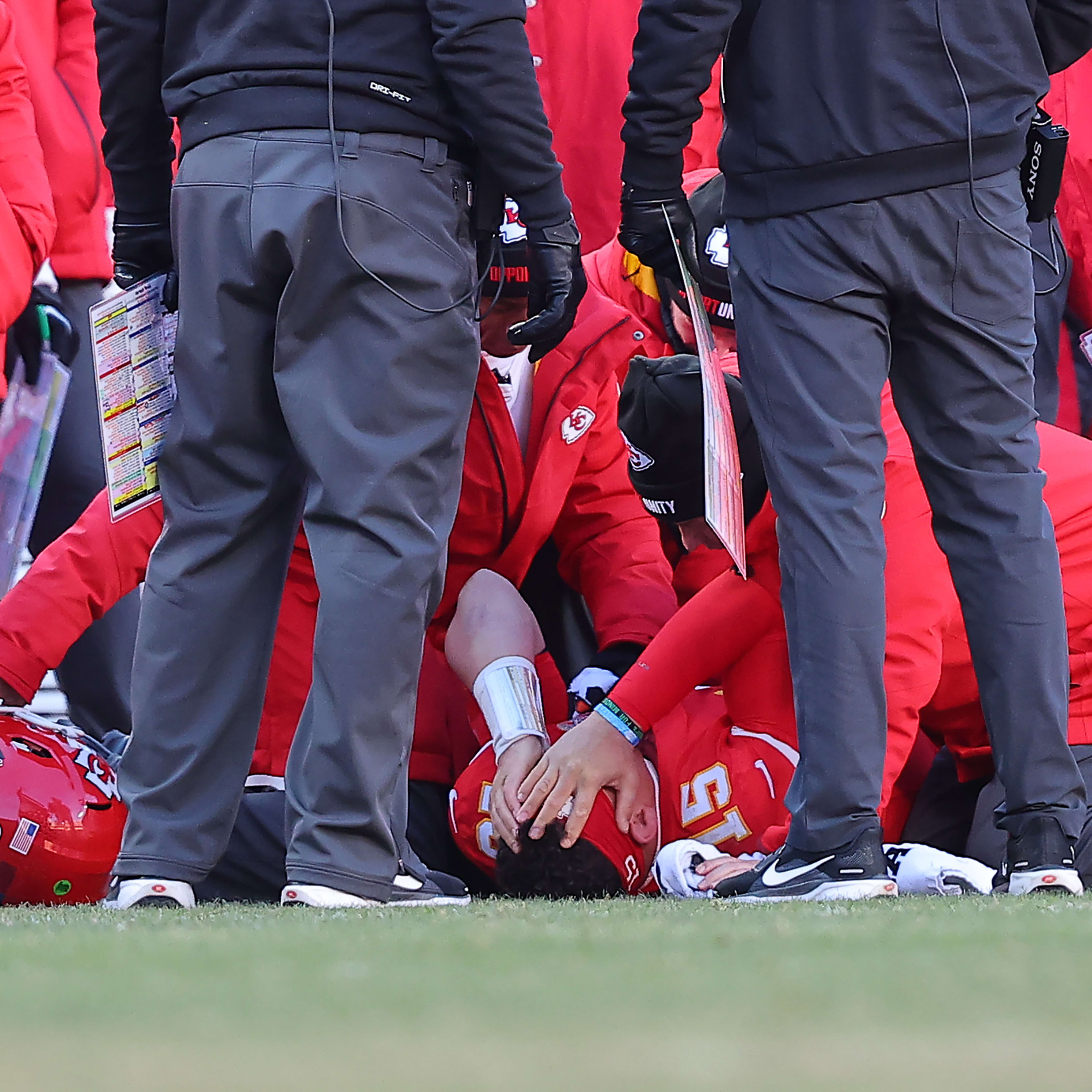 John Goodman Gives Health Update After Scary On-Set Injury - Men's Journal