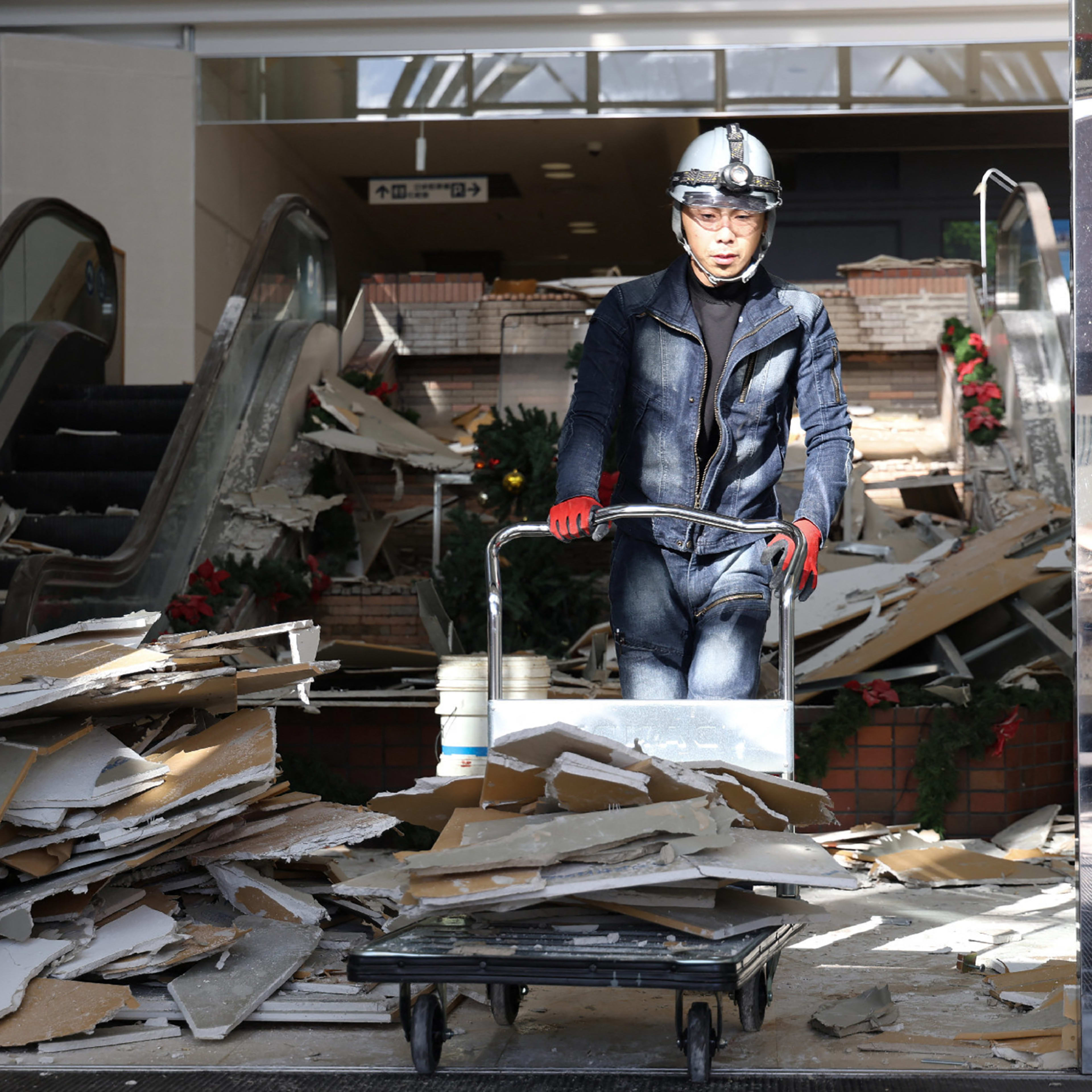 Extreme Mountain Biking Influencer Dies at 48 After Falling Into Ravine ...