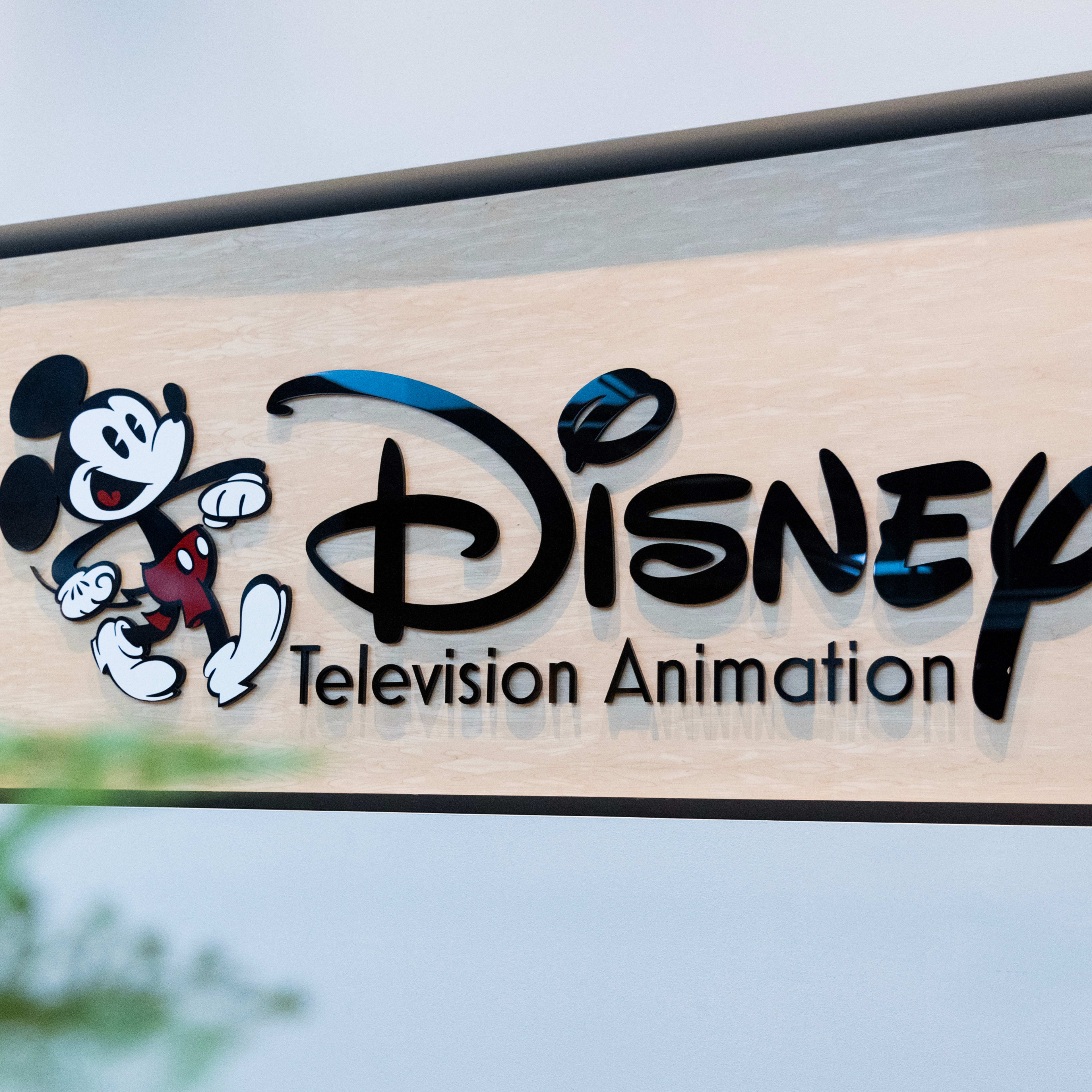 Liv Tyler Hits Red Carpet at ‘Captain America’ Premiere - Men's Journal