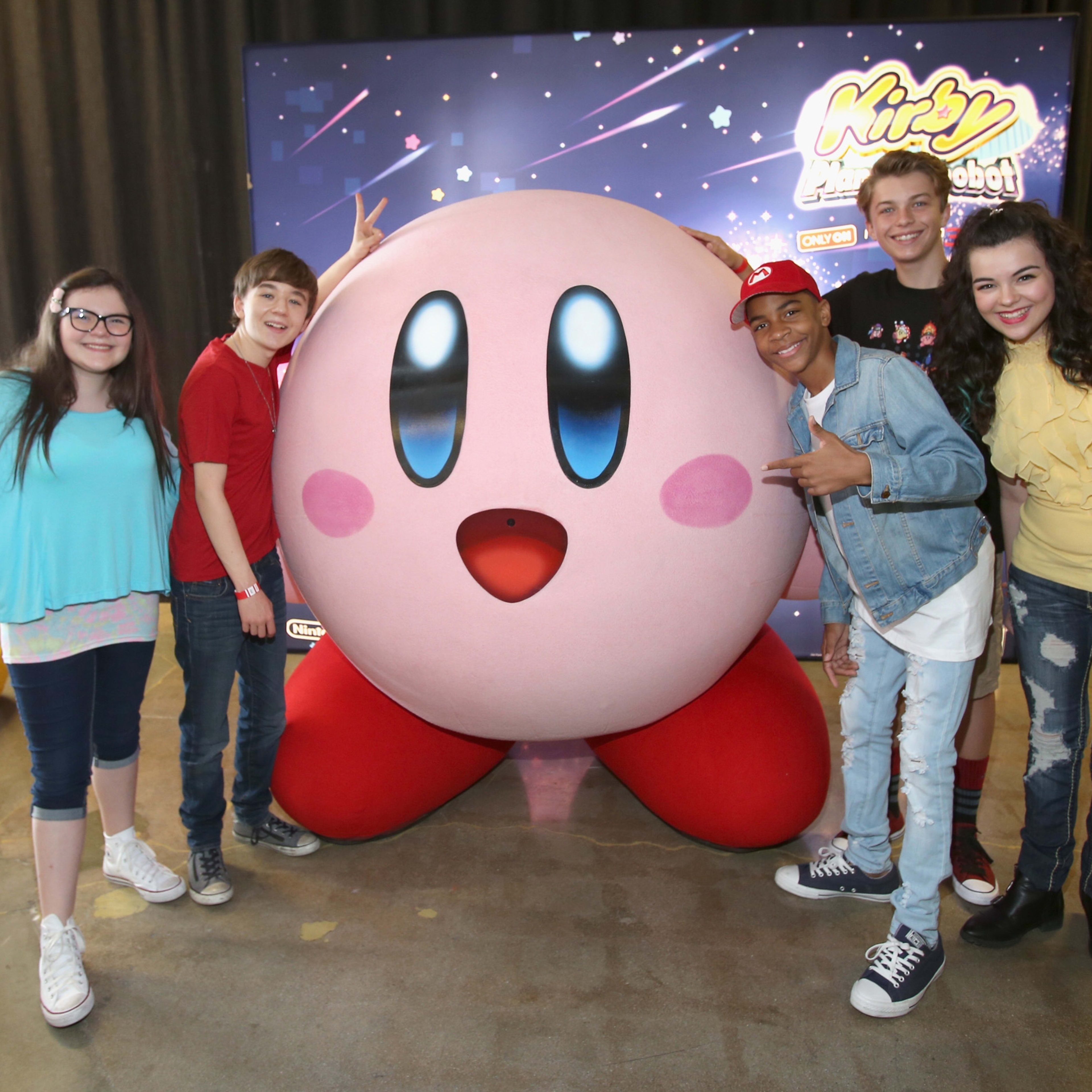 Physical Therapist Recommends Bird Dog to Reverse Aging - Men's Journal