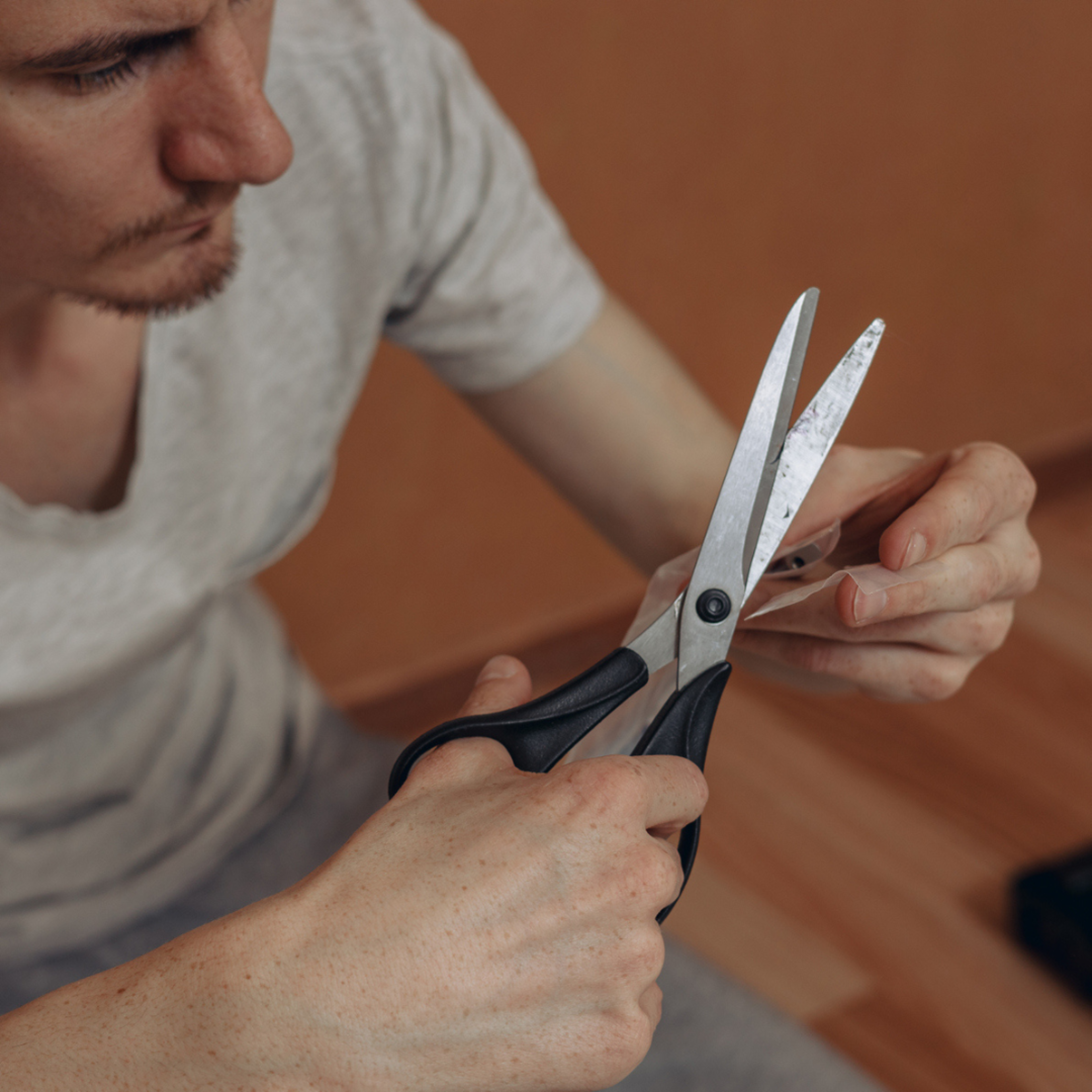 How to Sharpen Scissors at Home: Tools, Methods, and Tips - Men's Journal