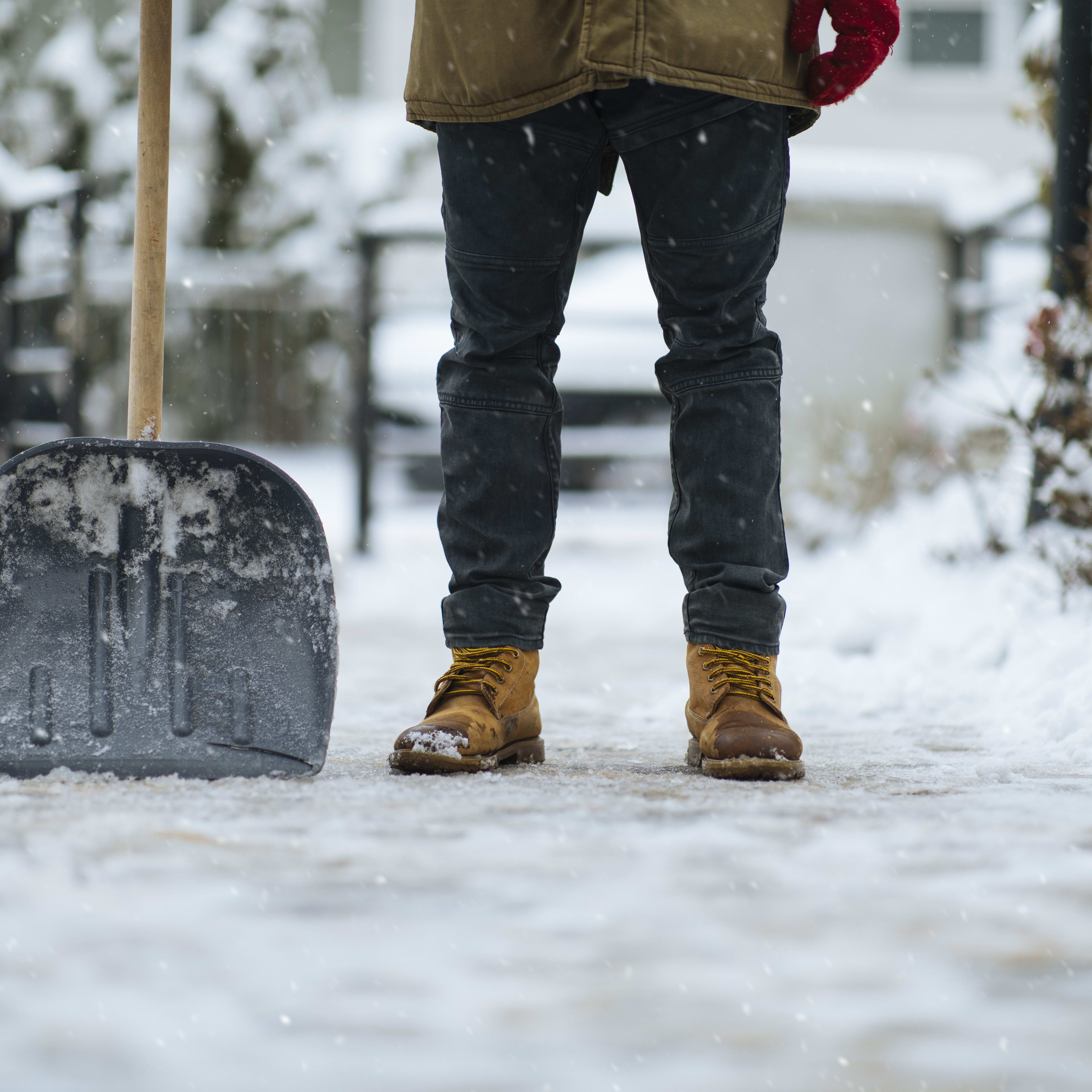 Ian Terry Knew He’d Be an Early Target on 'The Traitors' - Men's Journal