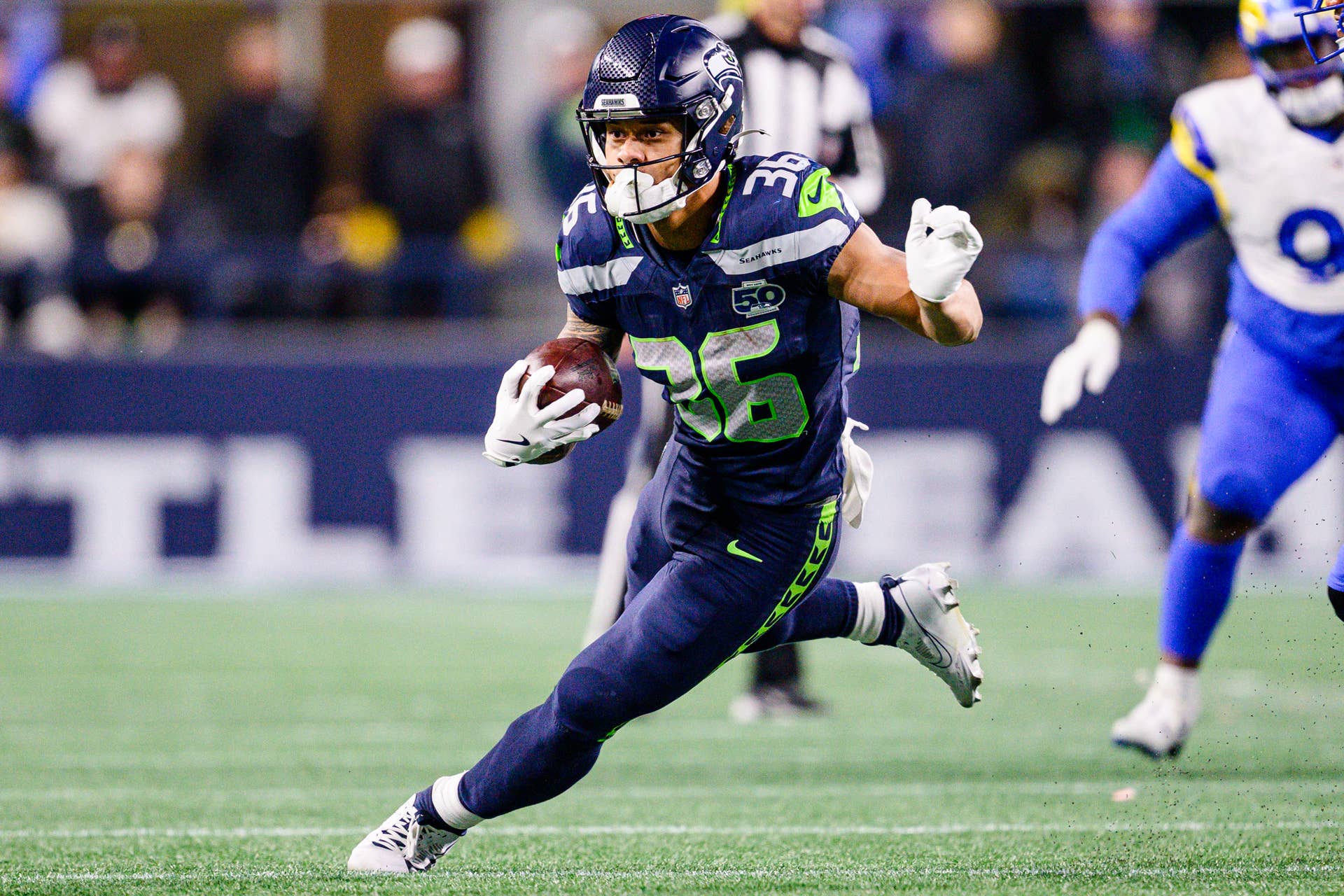 What Do NFL Players Eat Before the Super Bowl? - Men's Journal