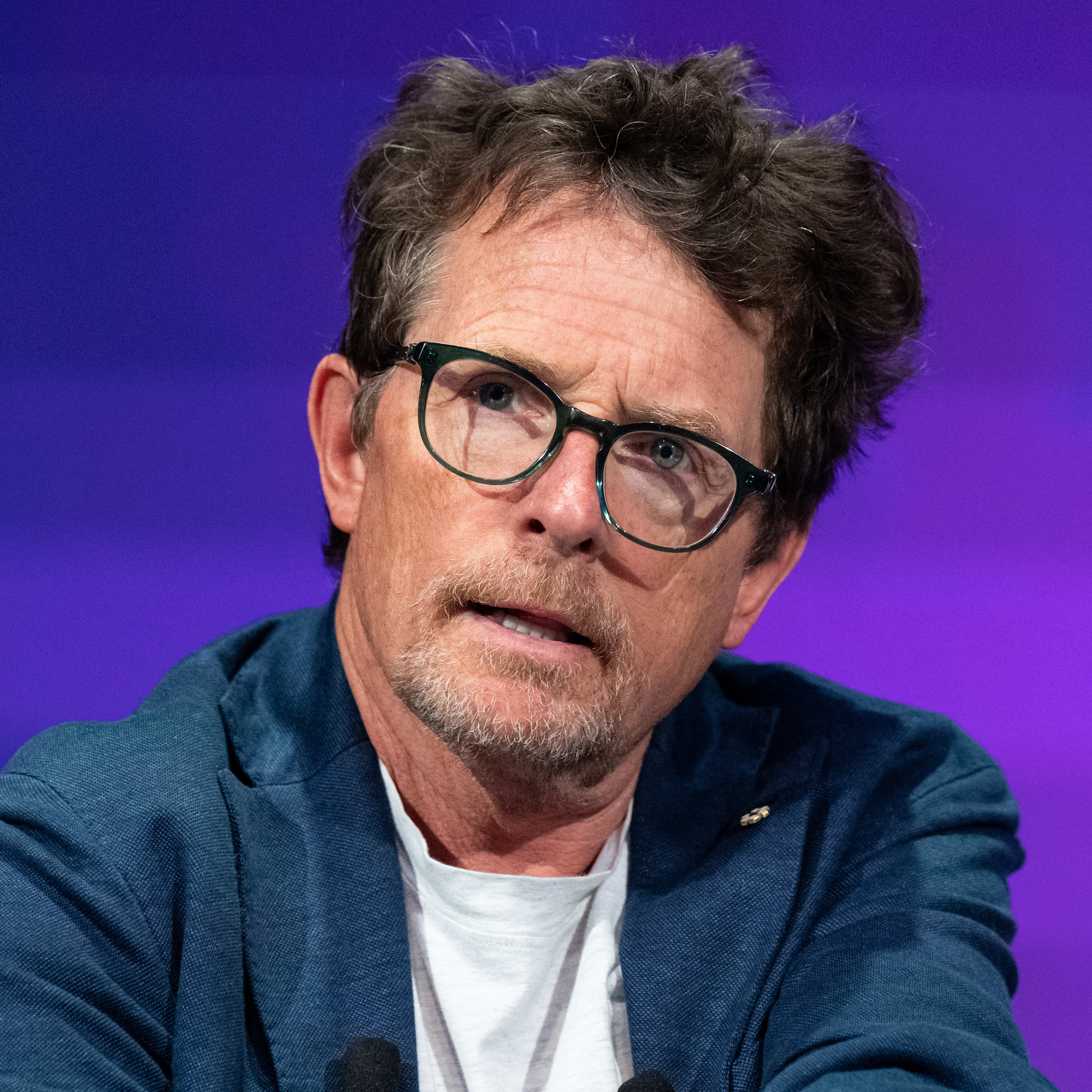 Surprising Parkinson’s Symptoms That Appear Years Before Tremors - Men ...