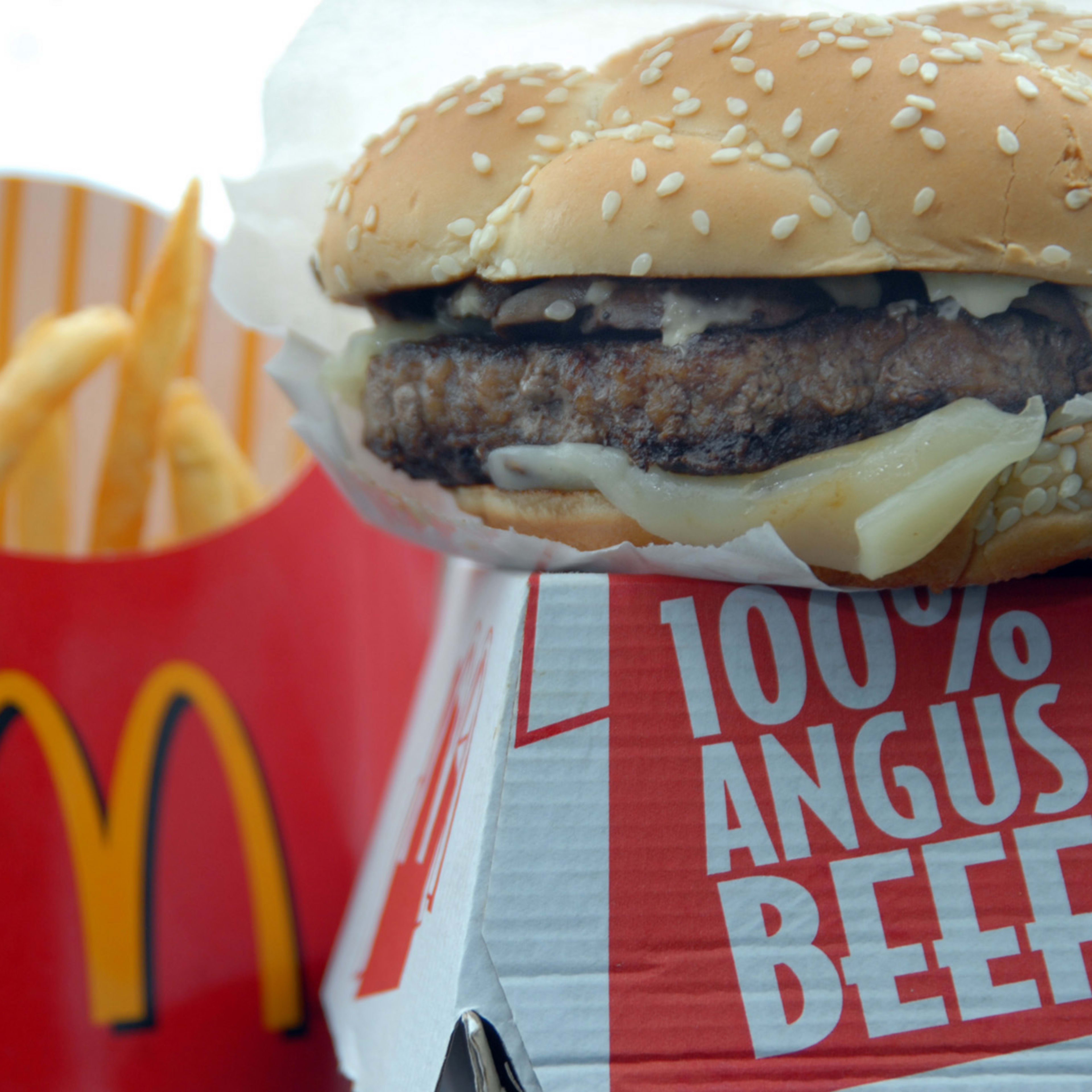 Articles by Stephanie Kaloi - Men's Journal