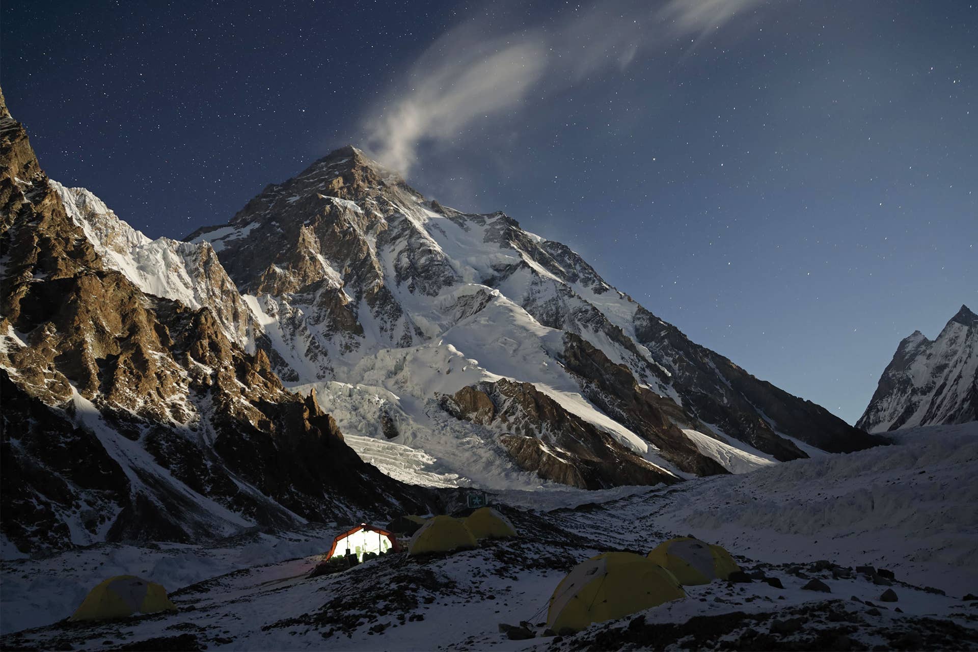 The Race to Make First Winter Ascents of K2 Ended in Triumph & Tragedy ...