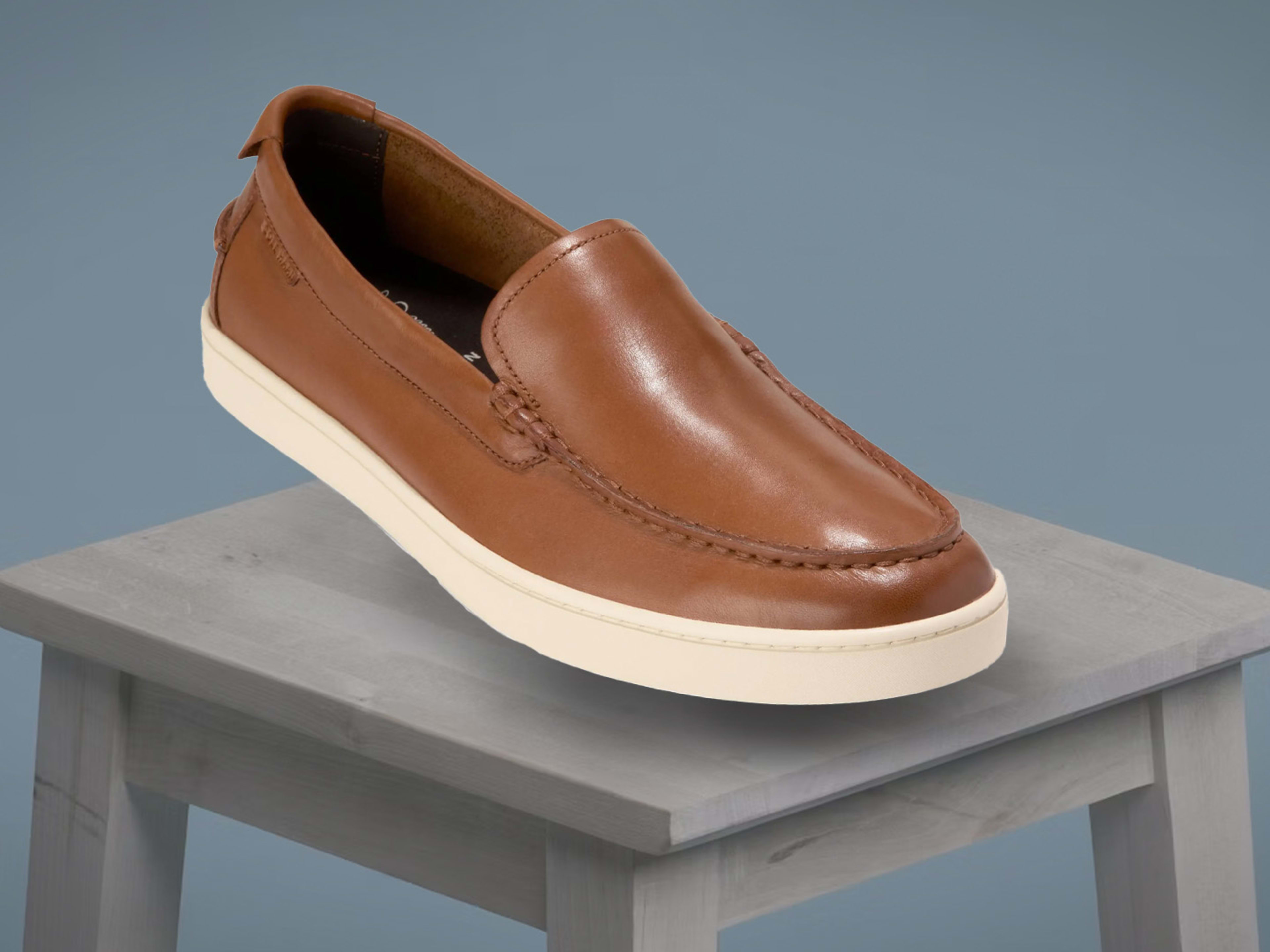 Best Work Lights of 2025: Spotlights, Headlamps, and More - Men's Journal