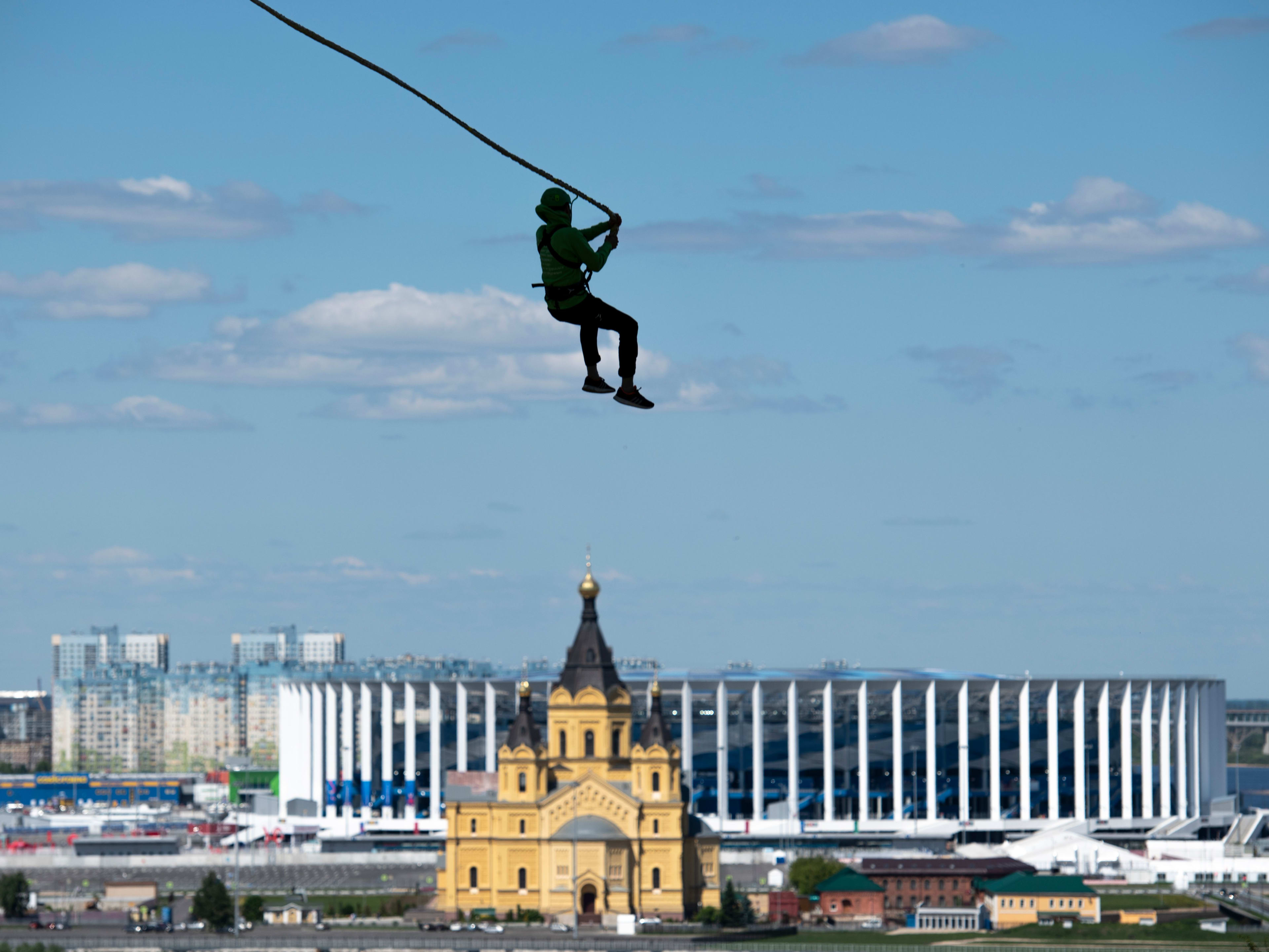 How to Drink Scotch, According to Experts - Men's Journal