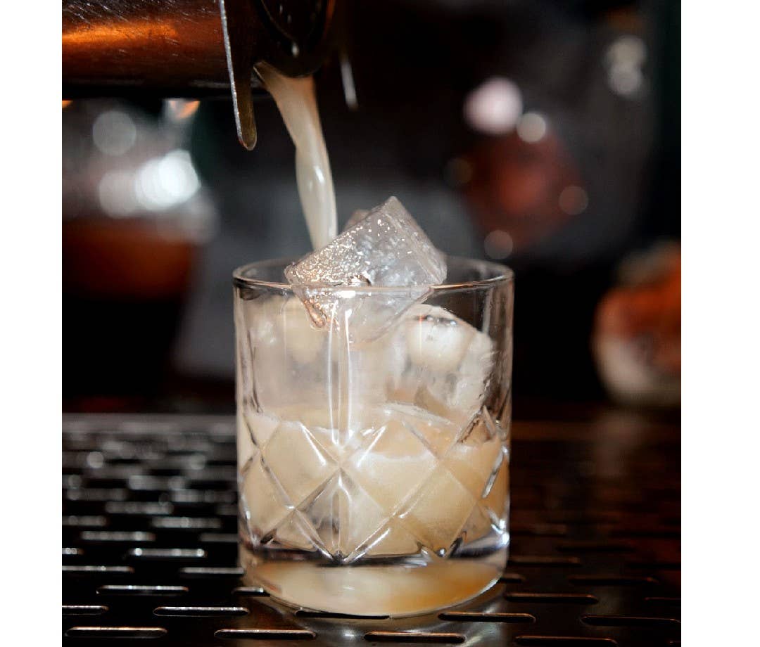 Low-ABV Cocktails Perfect for Day Drinking | Men’s Journal - Men's Journal
