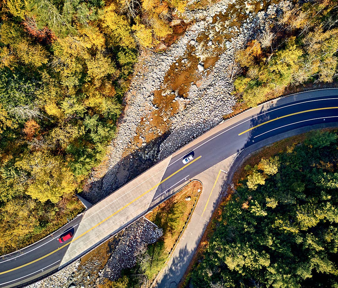 14 Most Scenic Road Trips to See Fall Foliage in America - Men's Journal