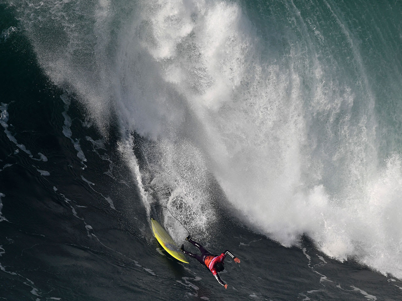 The 10 Most Extreme Big-wave Surfing Destinations - Men's Journal