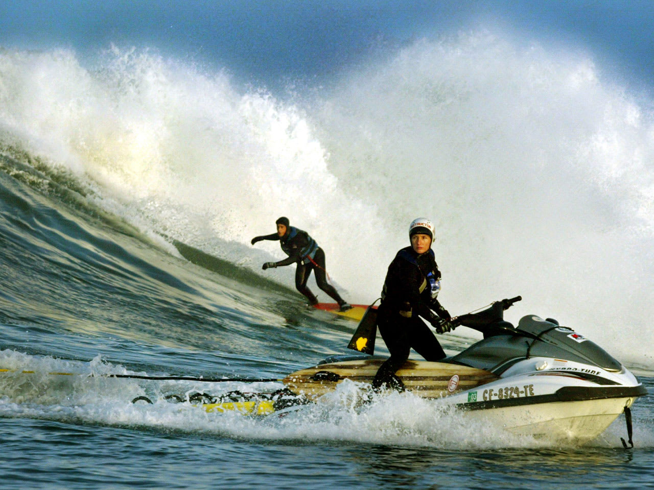 The 10 Most Extreme Big-wave Surfing Destinations - Men's Journal