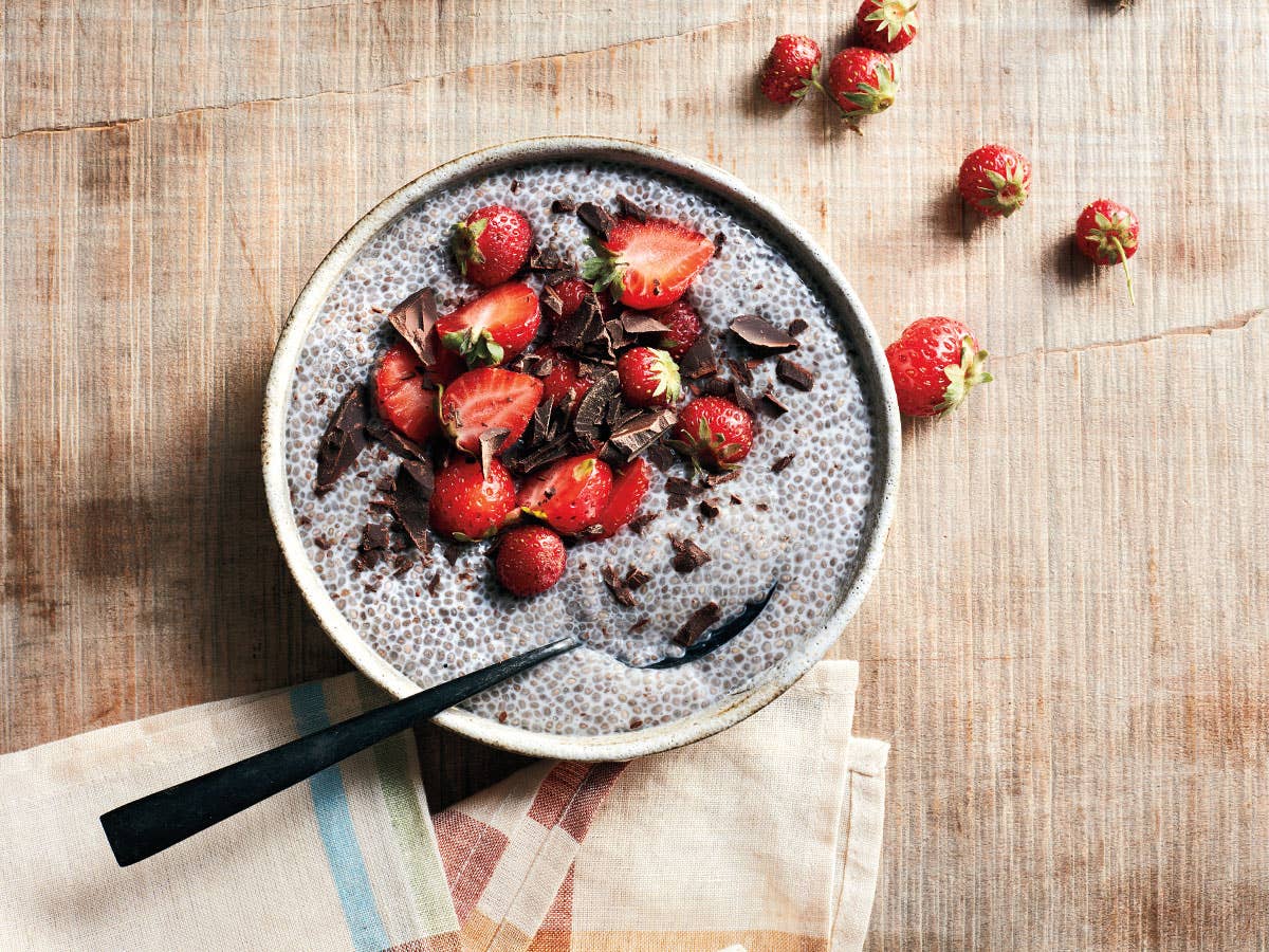 15 seasonal spring foods you should eat right now - Men's Journal