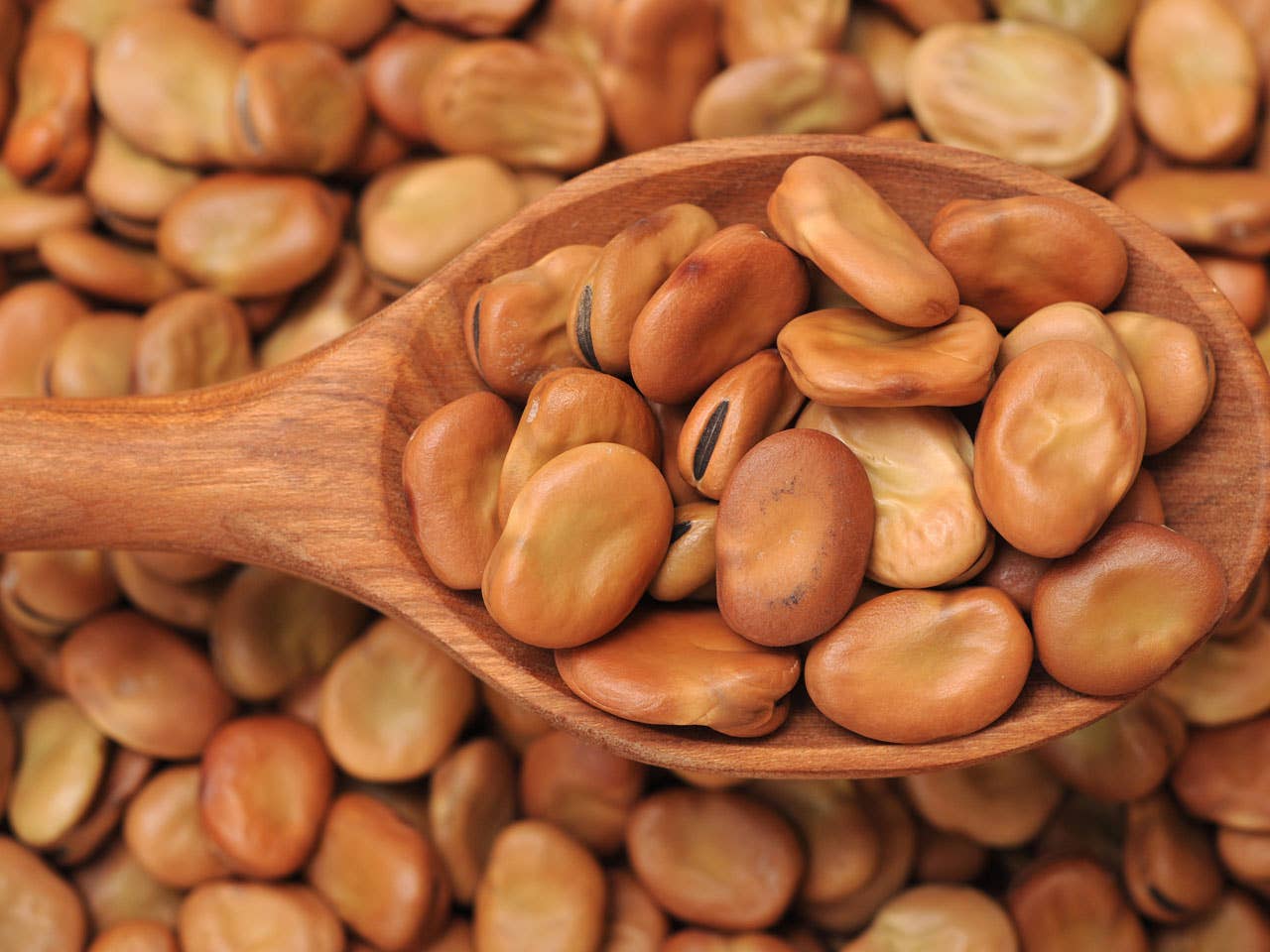 15 seasonal spring foods you should eat right now - Men's Journal