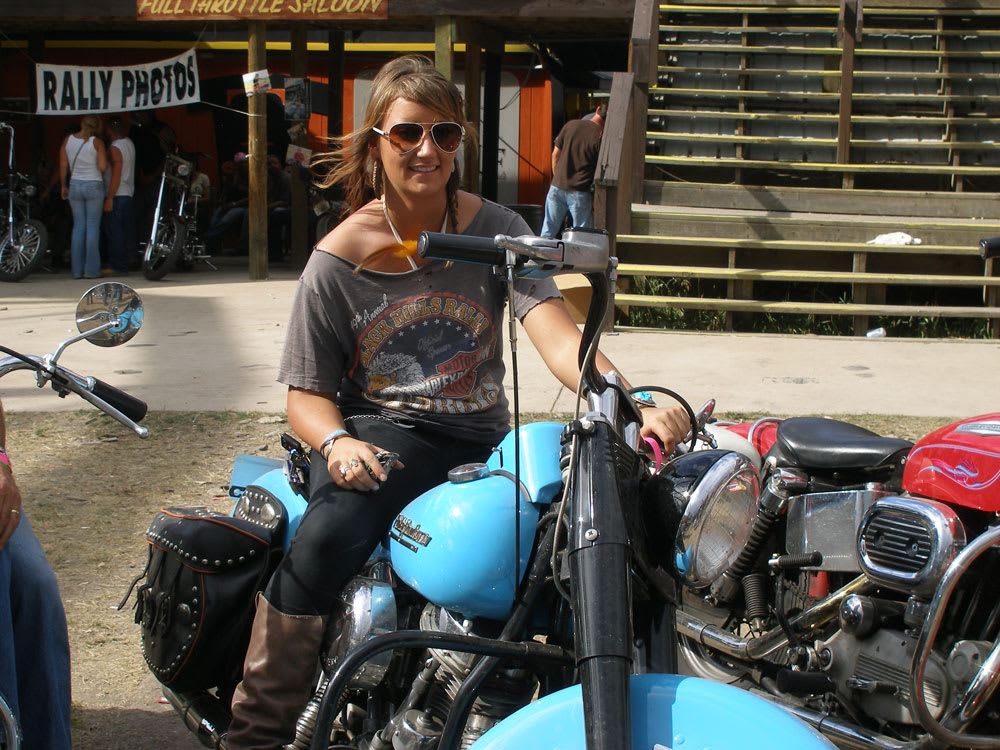 Women on motorcycles is a growing trend - Men's Journal