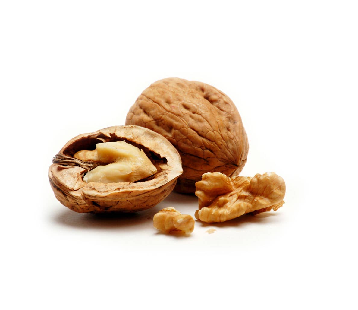 The Unique Health Benefits of 8 Different Nuts - Men's Journal