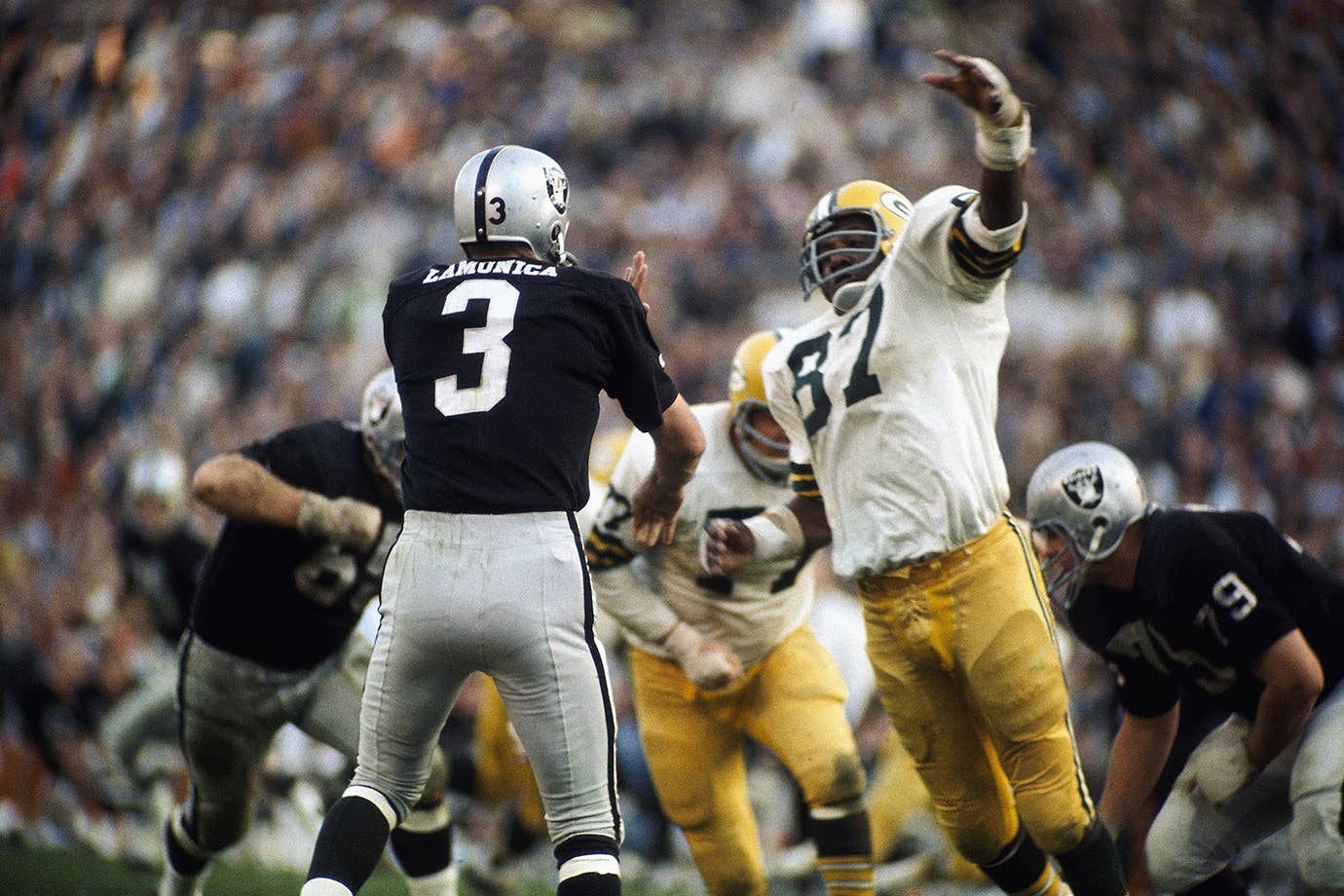 Every Super Bowl Ranked, From Worst to Best of All Time - Men's Journal