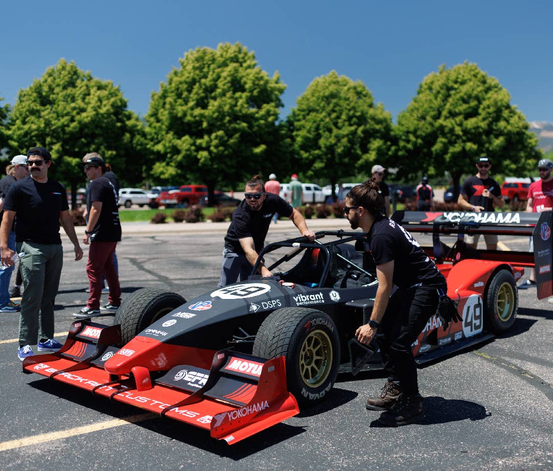 Pikes Peak 2023: EVs Join the Party at the Epic Mountain Race - Men's ...