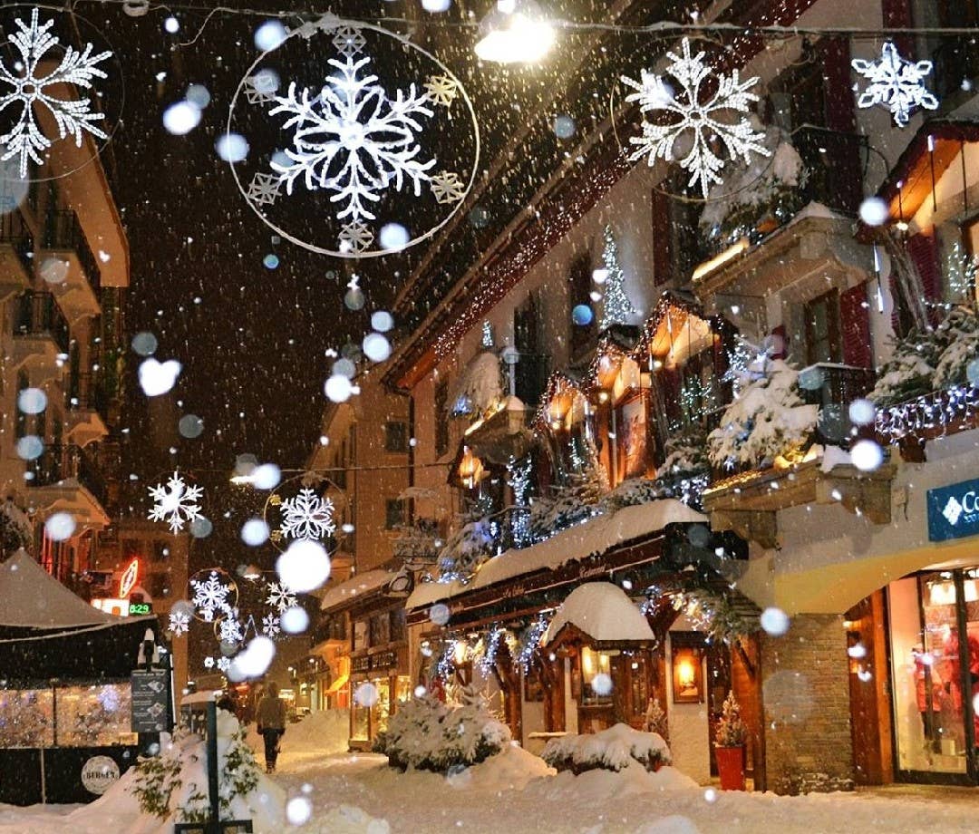 The Perfect 3-Day Winter Weekend in Chamonix: Alpine Spas, Olympic Lore ...
