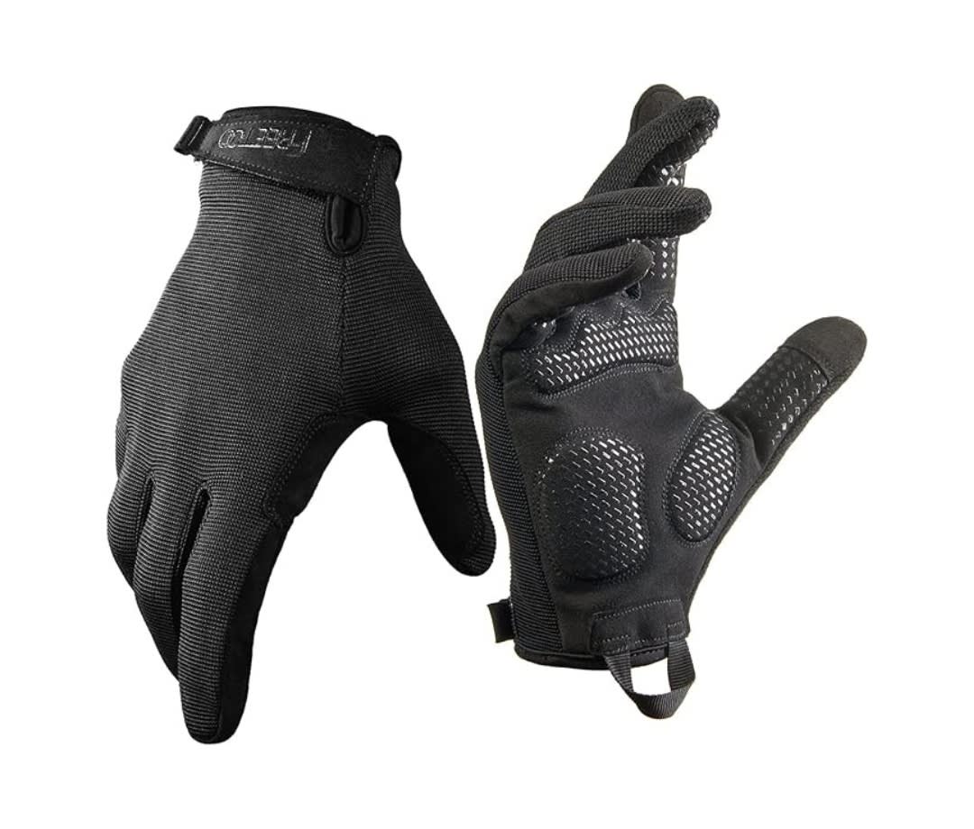 The Best Workout Gloves for a Stronger, More Secure Grip - Men's Journal