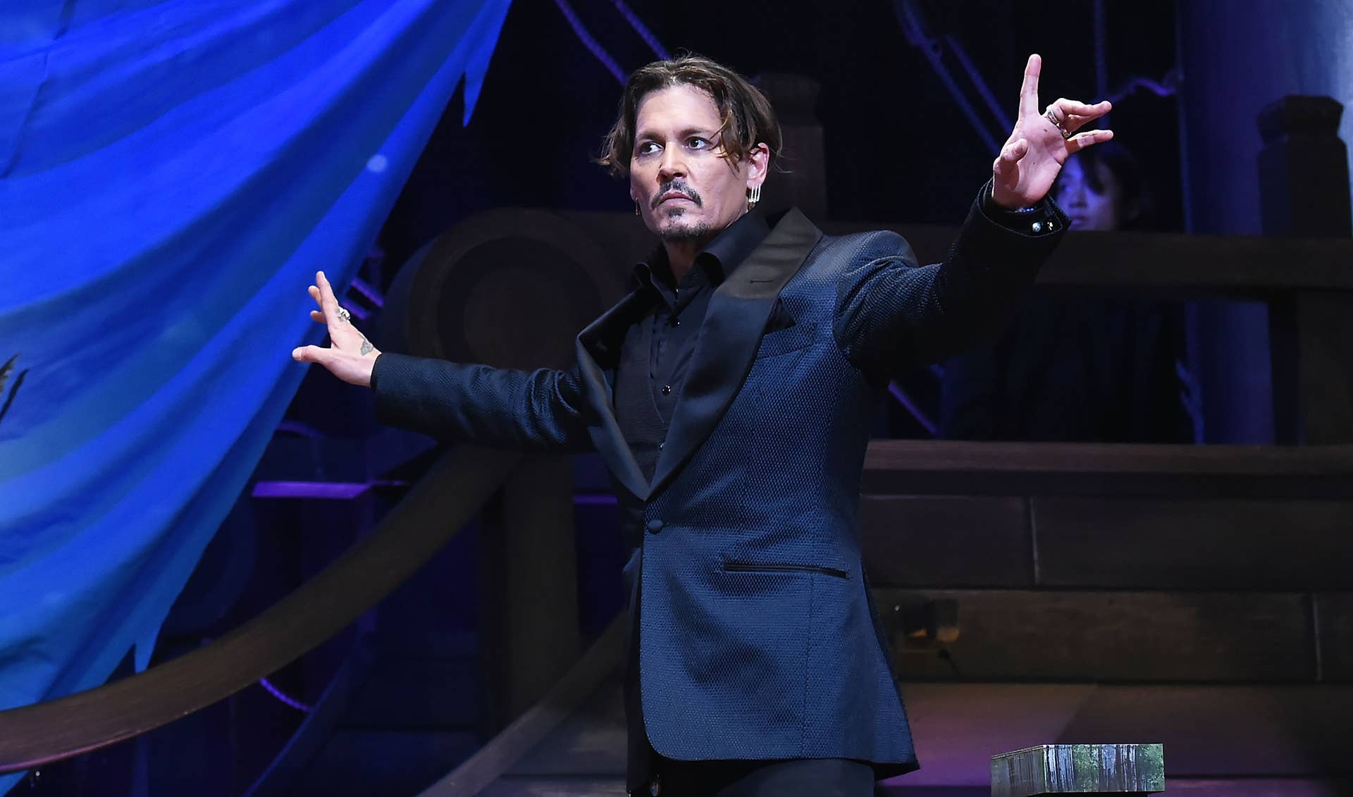 'Pirates of the Caribbean 6' Boss Breaks Silence on Johnny Depp’s ...